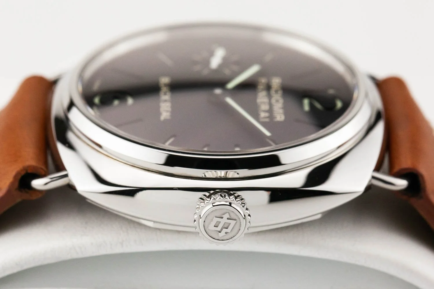 Panerai Radiomir Black Seal 45mm PAM00183 — Watch Exchange Co.
