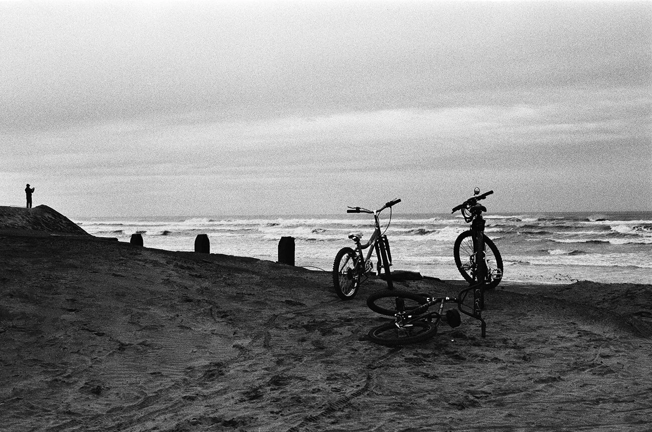 Film Friday Fomapan Action 400 Film Review with Sample Photos — The Codex