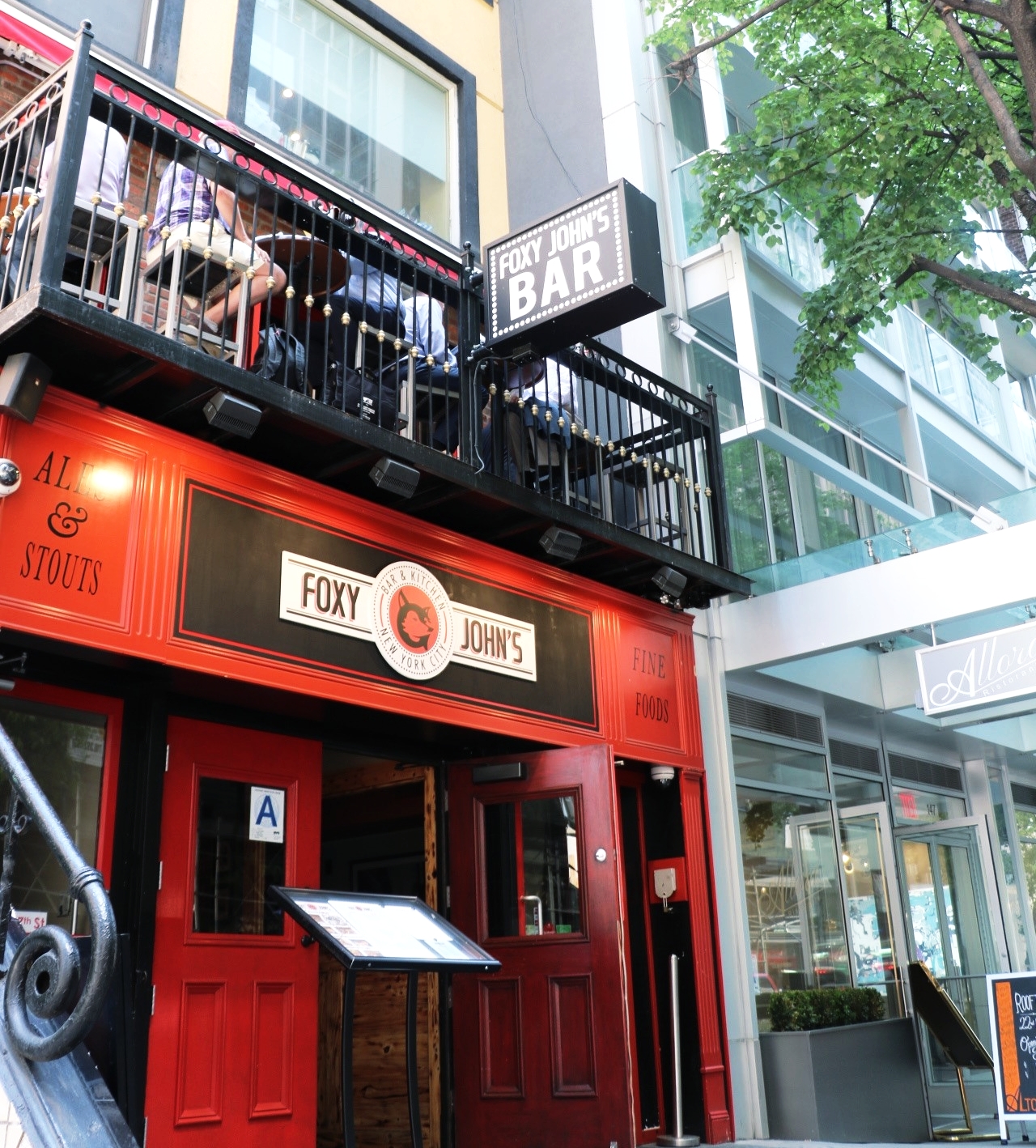 Foxy John's Bar & Kitchen