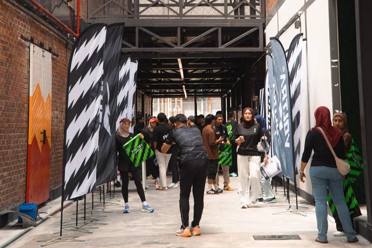 Voltra: Jet — Malaysia’s Bold Entry into the Carbon Plate Era ...