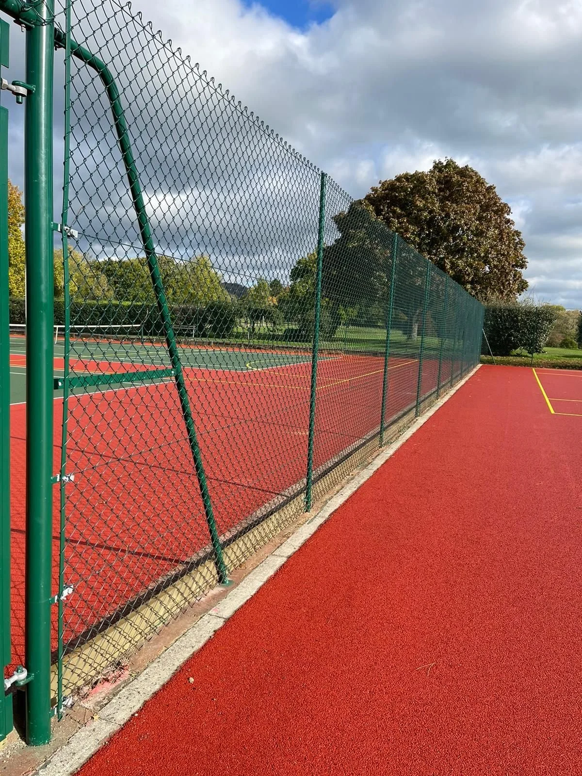 CHAINLINK MESH — B&L Fencing Services Ltd