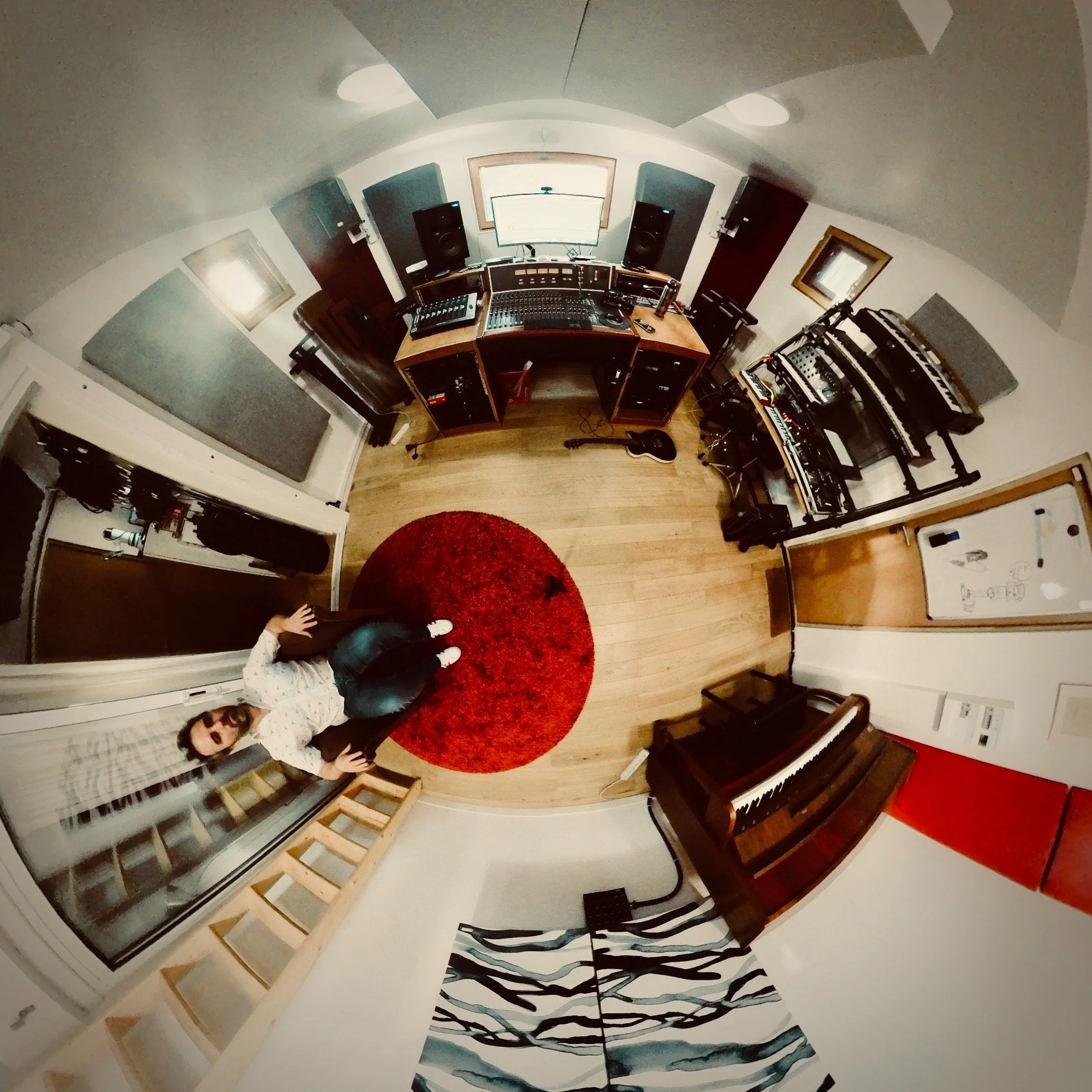 STUDIO — Johan Guidou