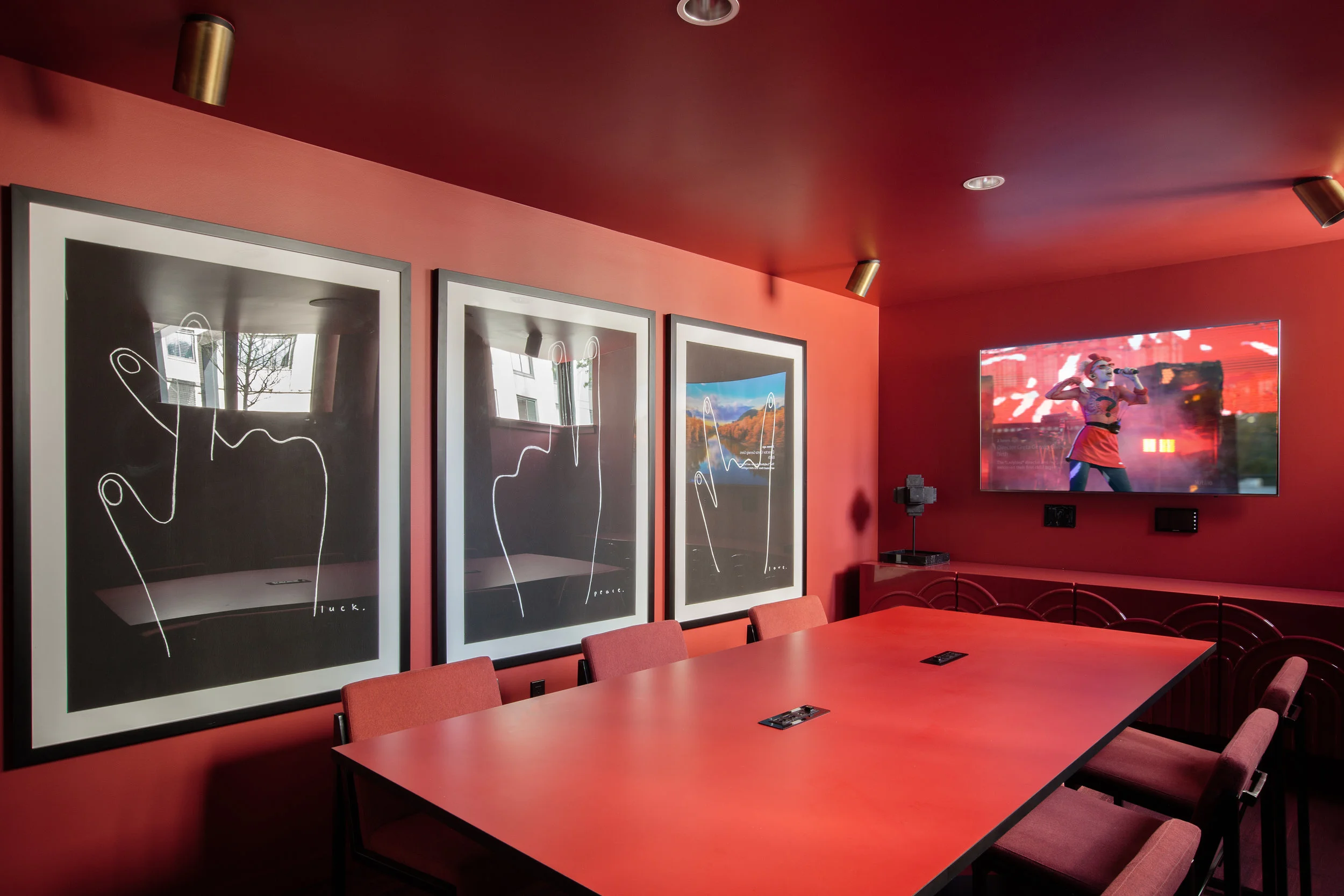 The Perry — Vida Design