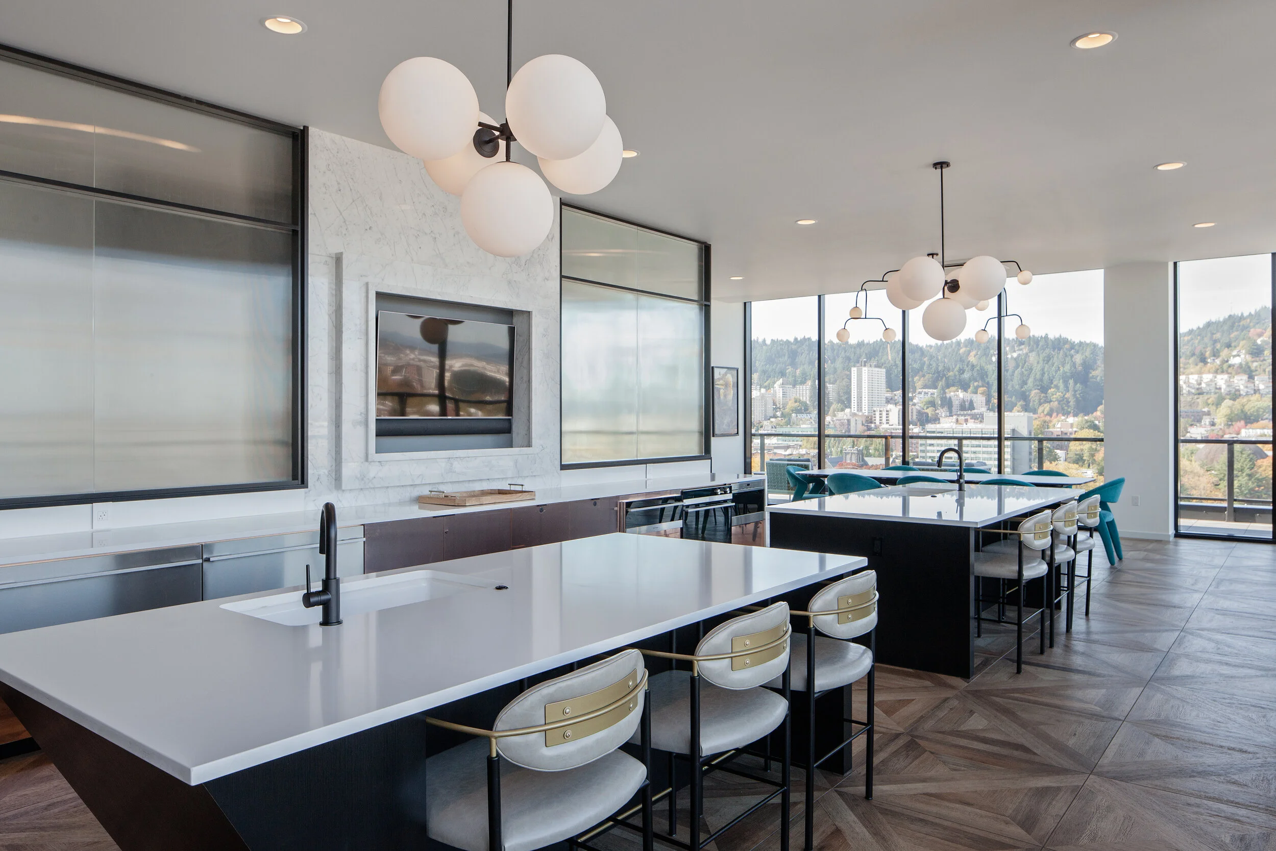 The Rodney — Vida Design