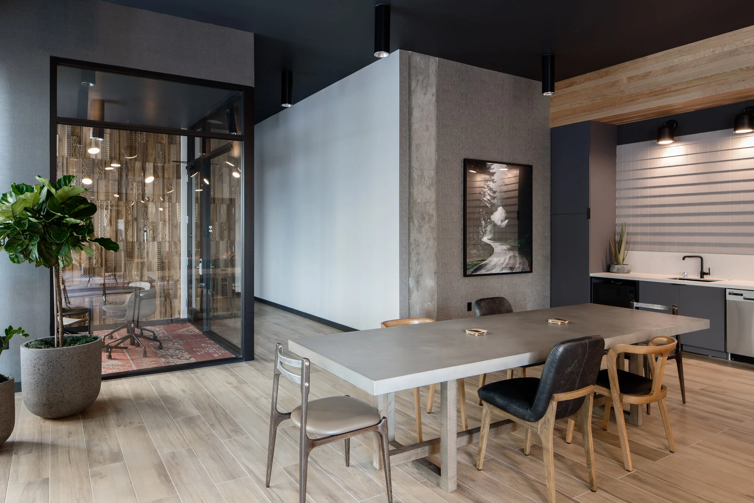 Coen & Columbia — Vida Design