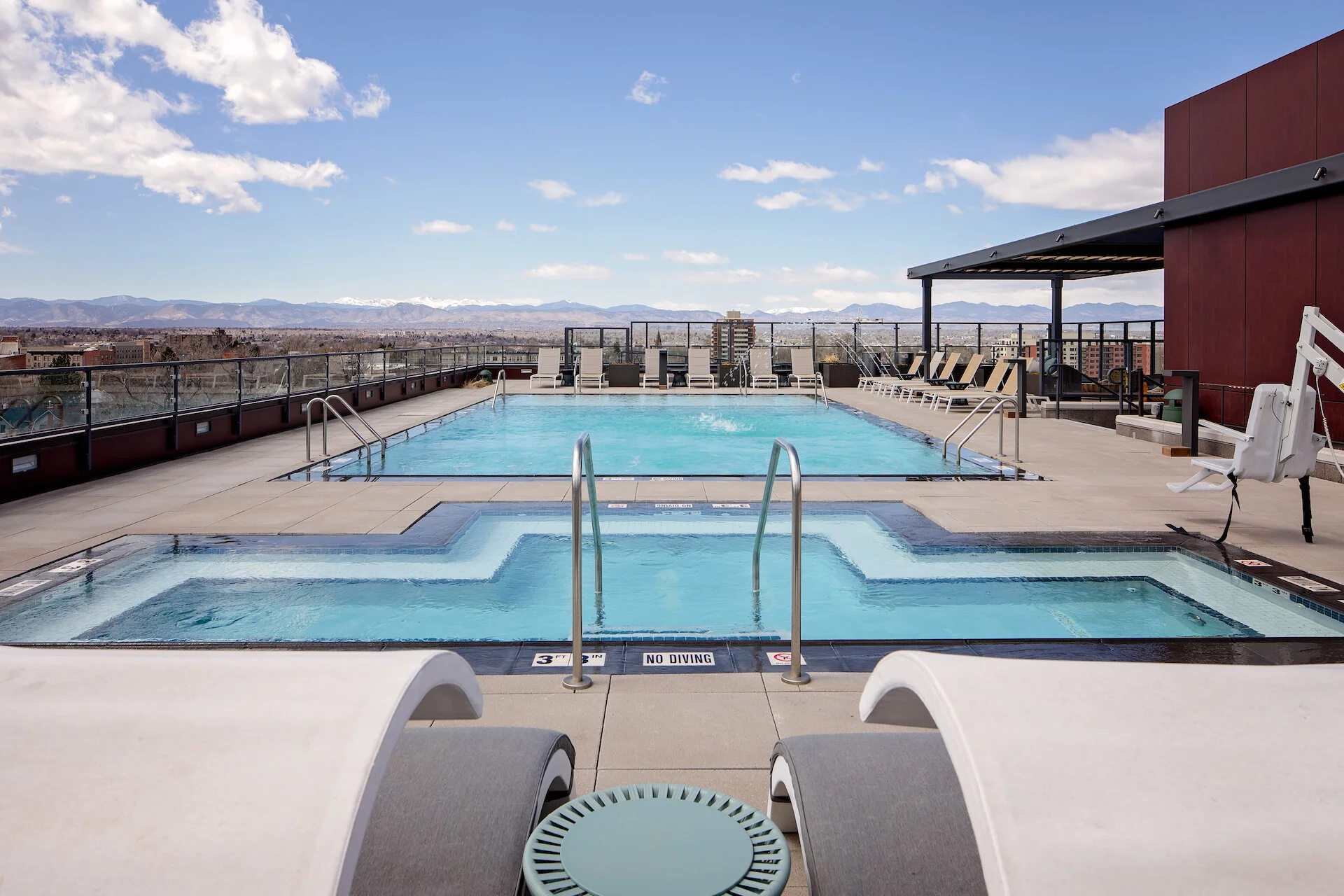 Bromwell — Vida Design