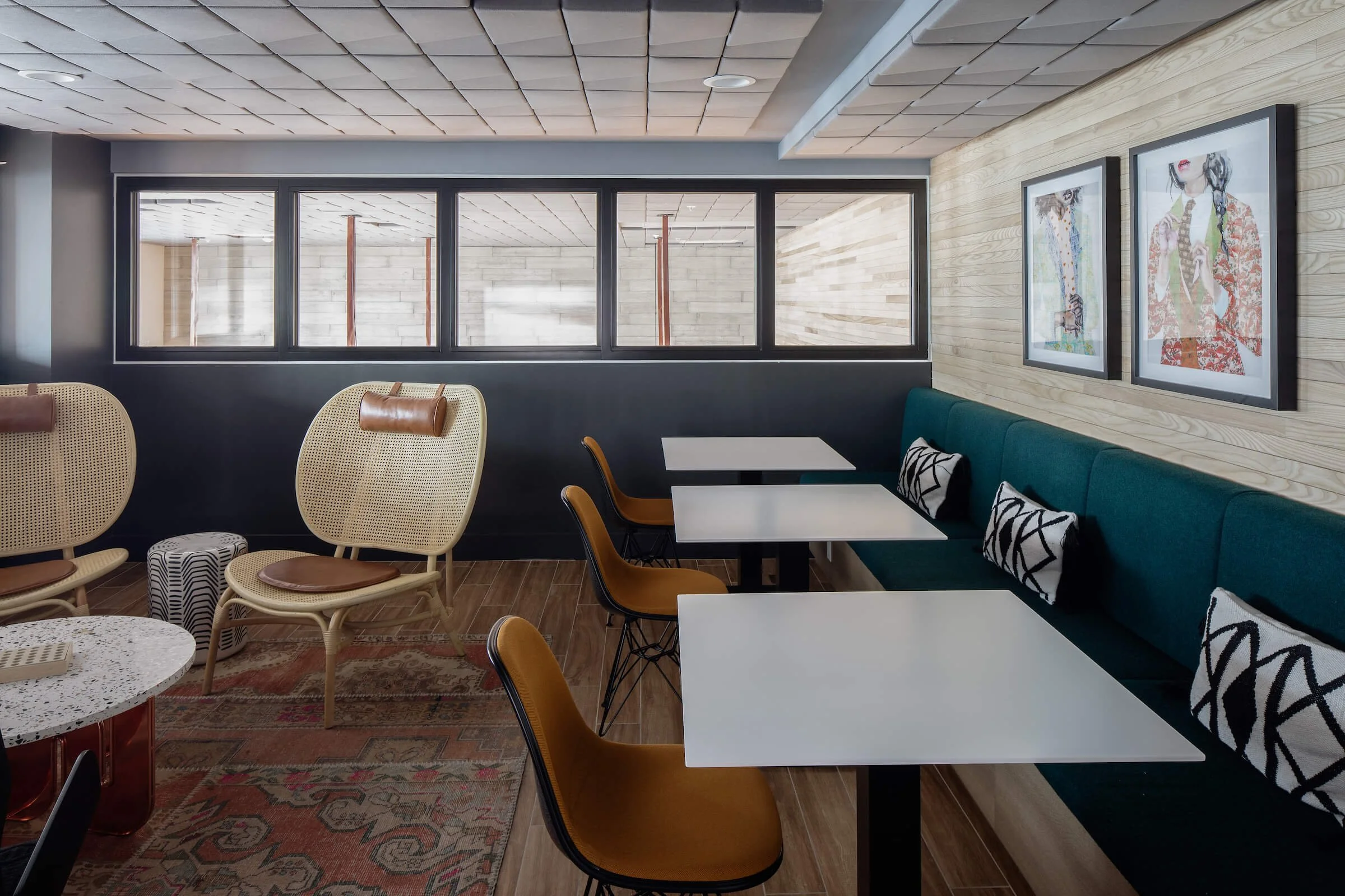 Assembly — Vida Design