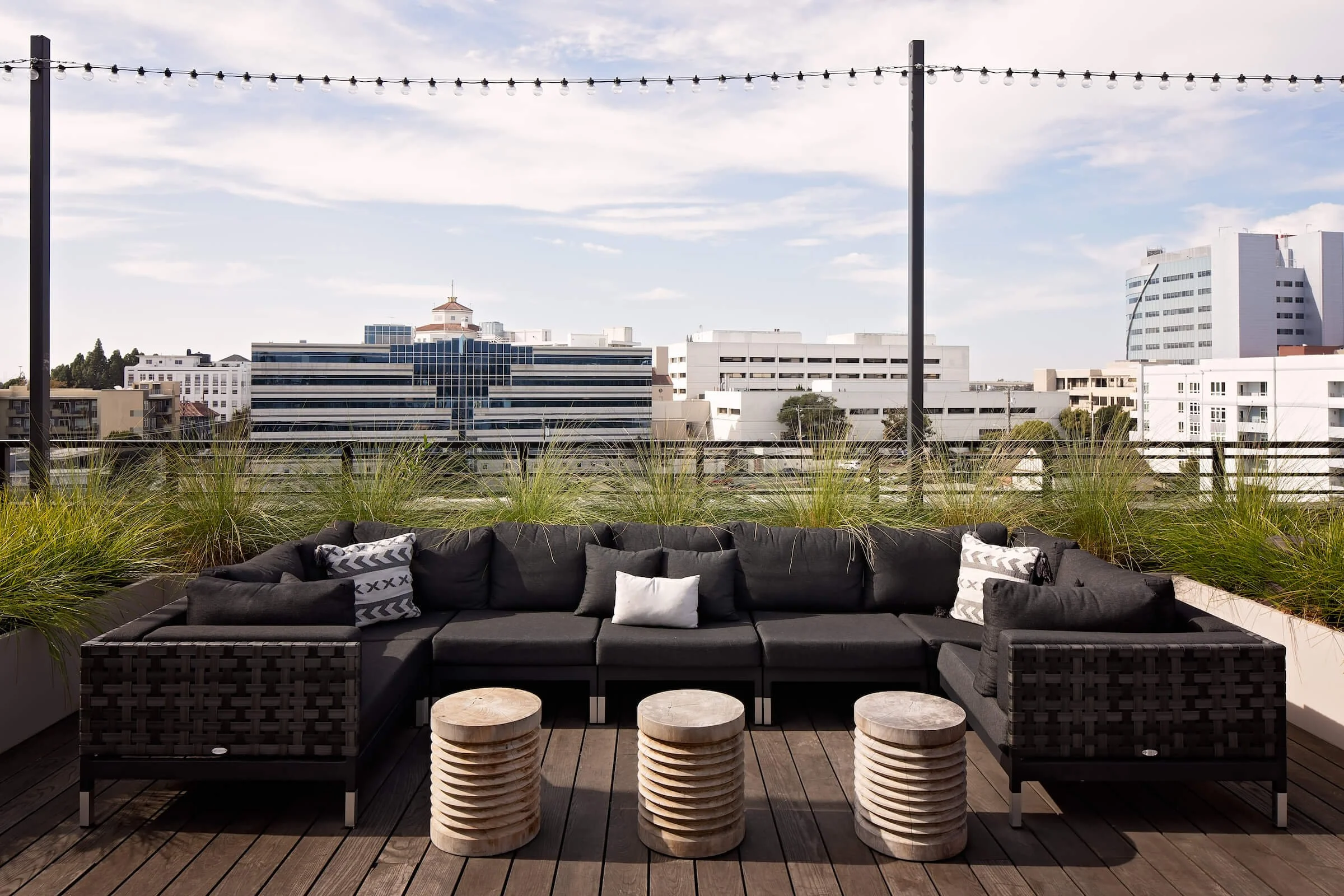 Assembly — Vida Design