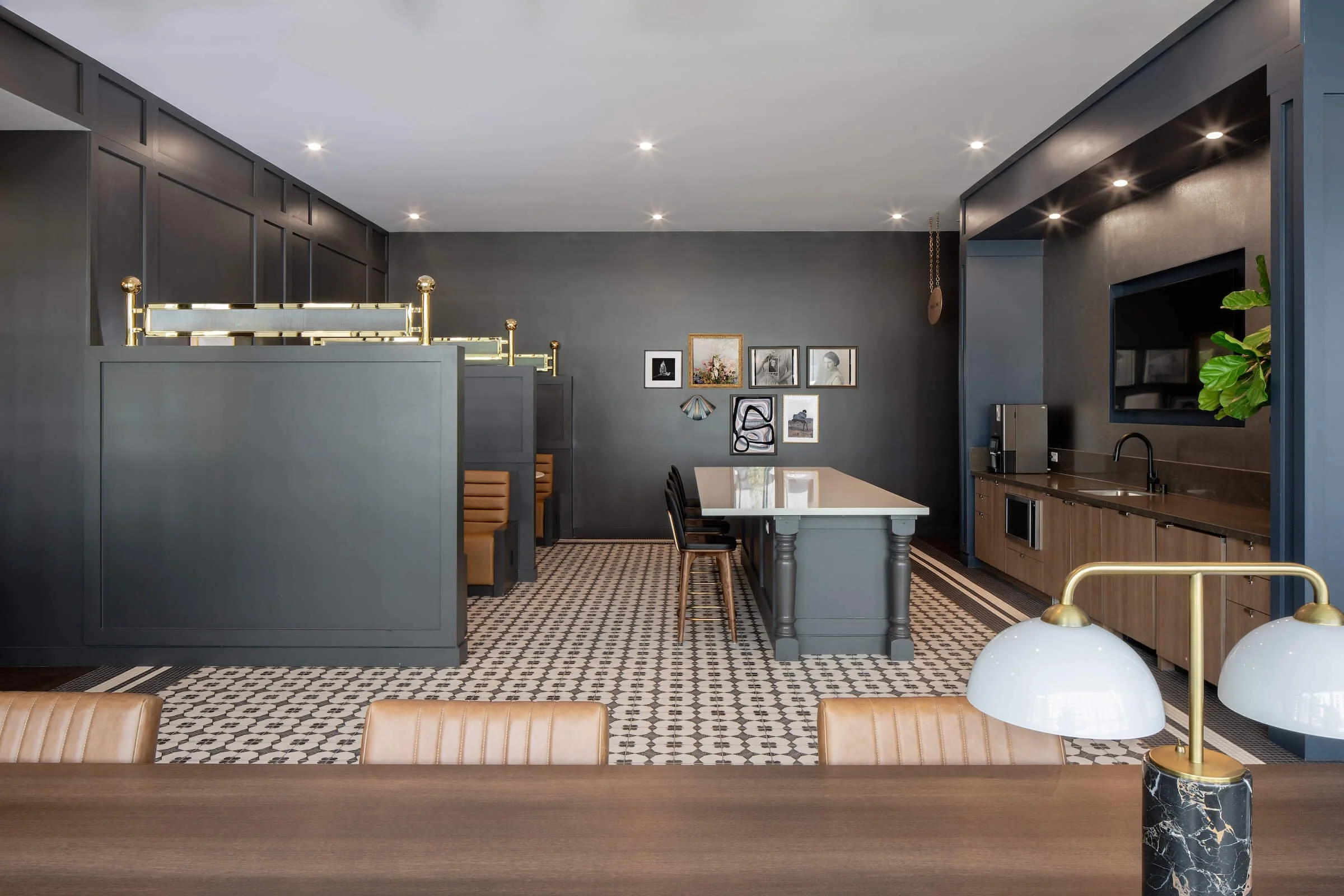 Emery — Vida Design