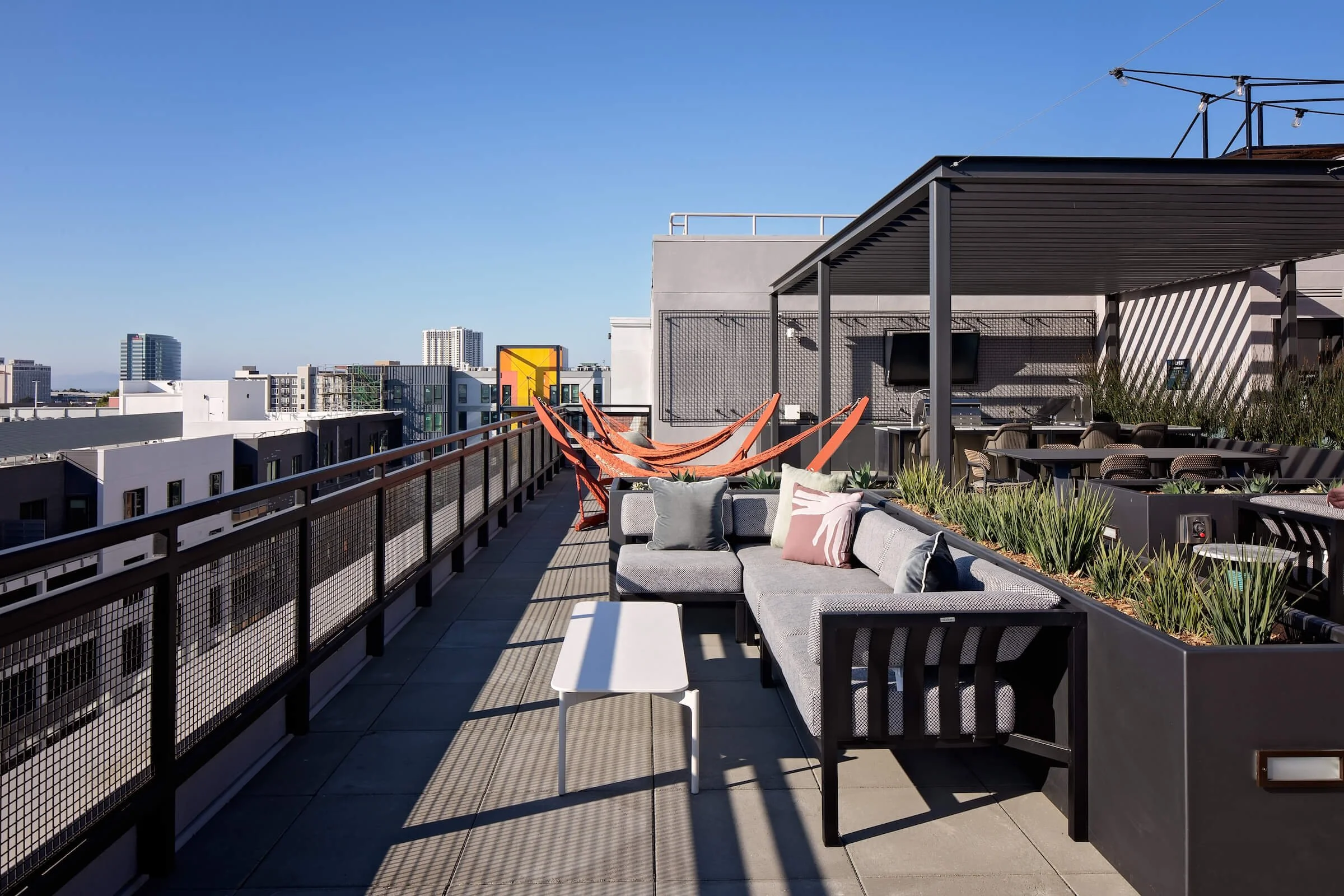 Emery — Vida Design