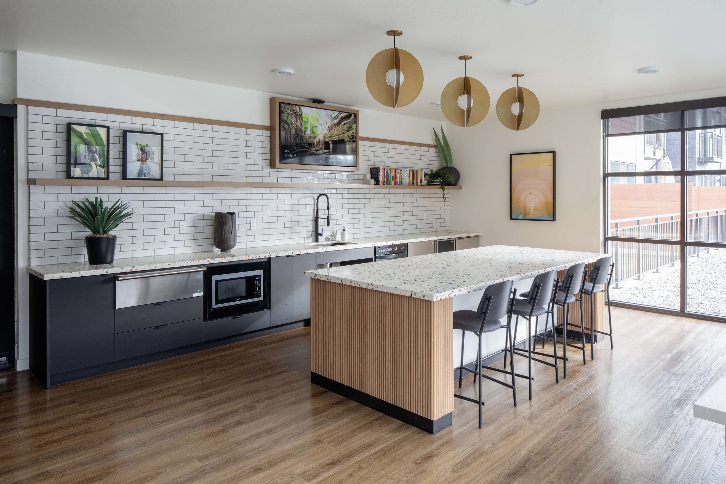 Terrace Station — Vida Design