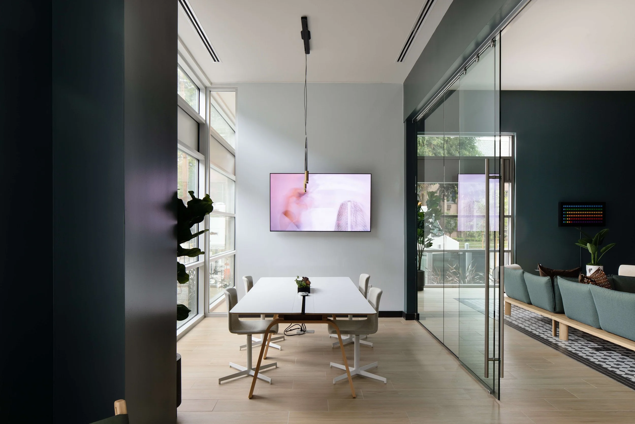 Chroma — Vida Design