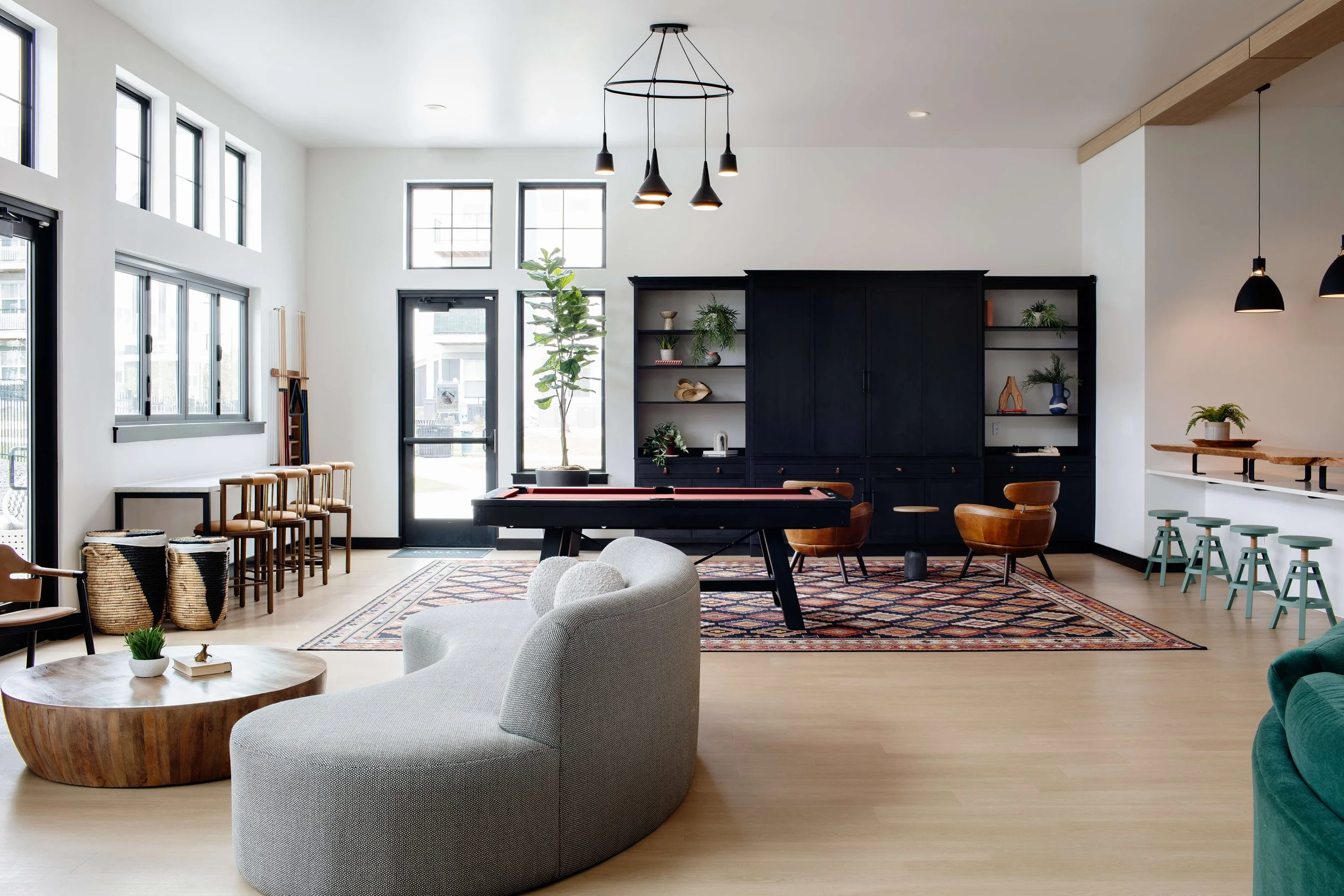 Lariat — Vida Design