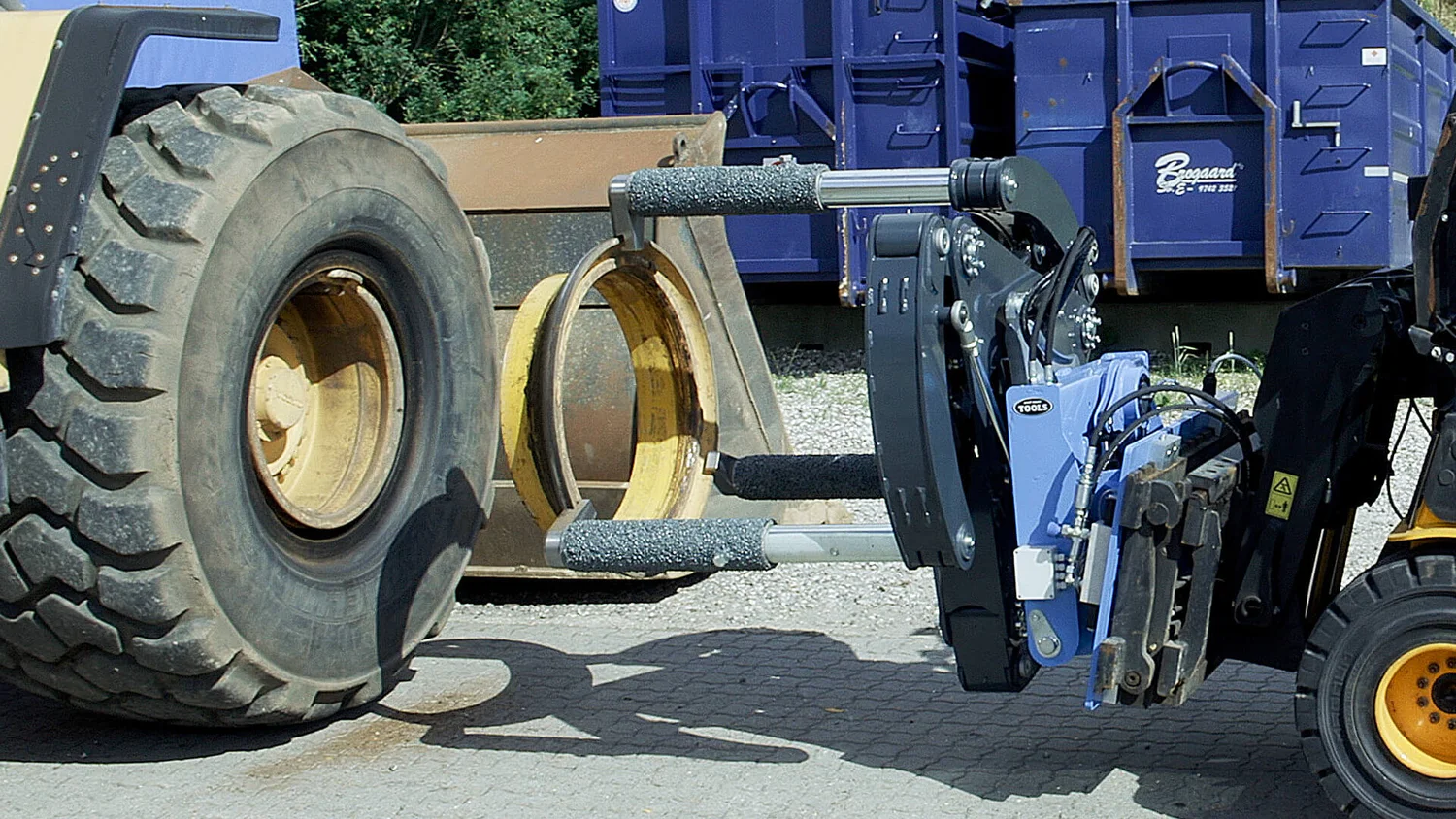 Easy Gripper 2400-2T Compact - Professional tyre handler