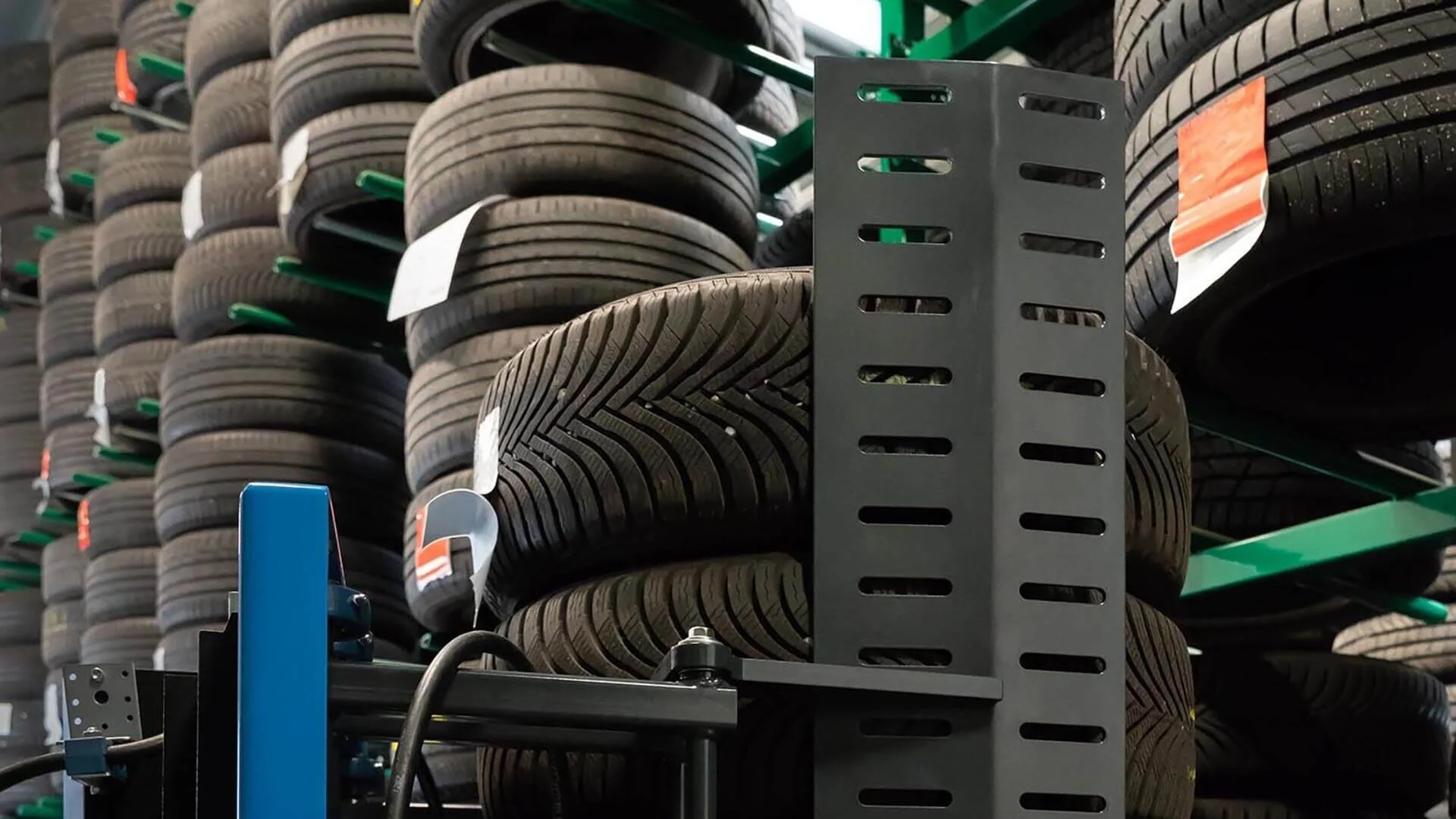 Easy Stacker 800 - Manipulador de neumáticos profesional