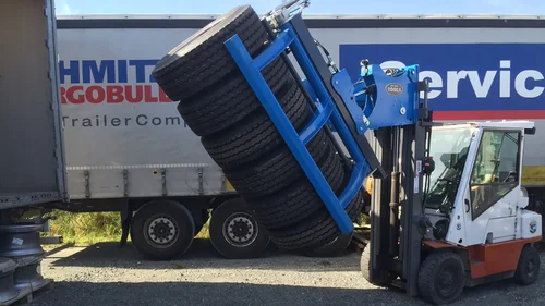 Easy Stacker 1200 - Professional tyre handler