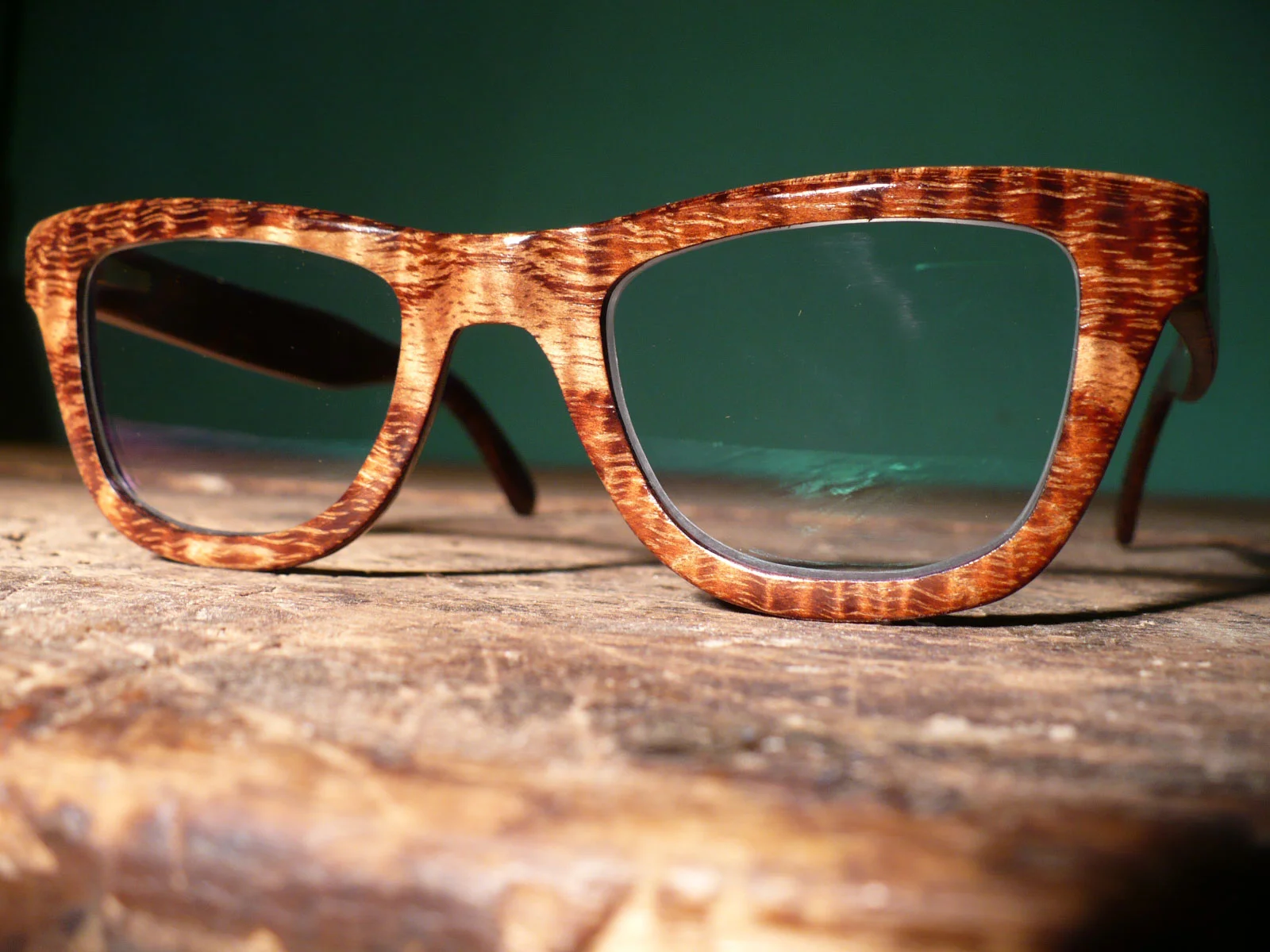 Krindie — Urban Spectacles