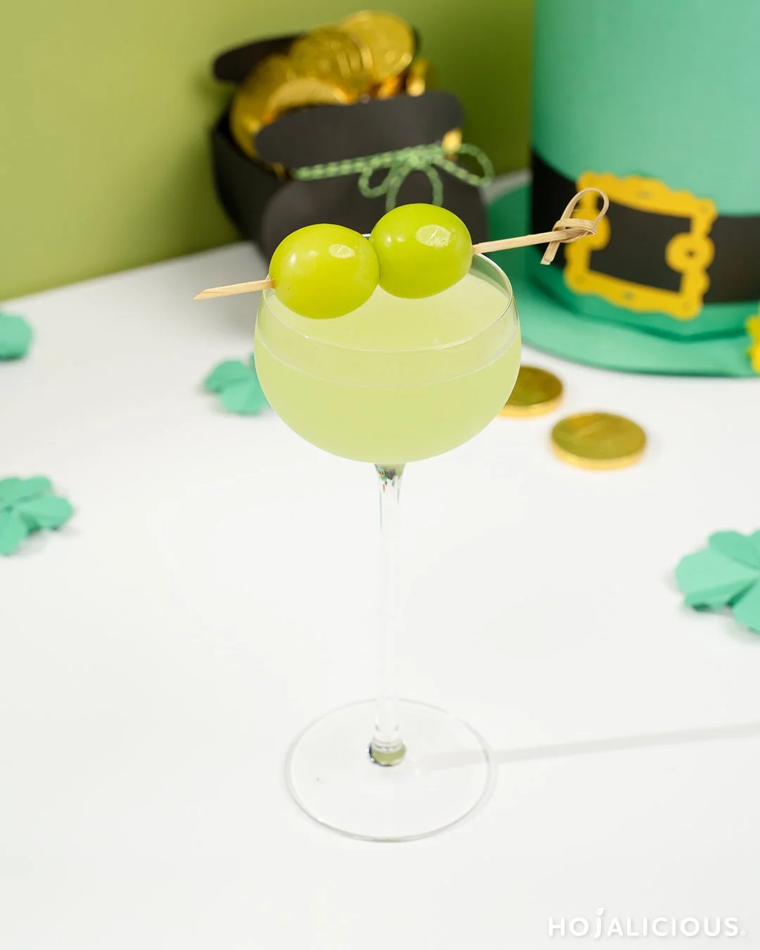 White Grapes Sake – Refreshing & Elegant Sake Cocktail | Hojalicious