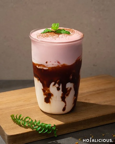 Chocolate Strawberry Latte | Hojalicious