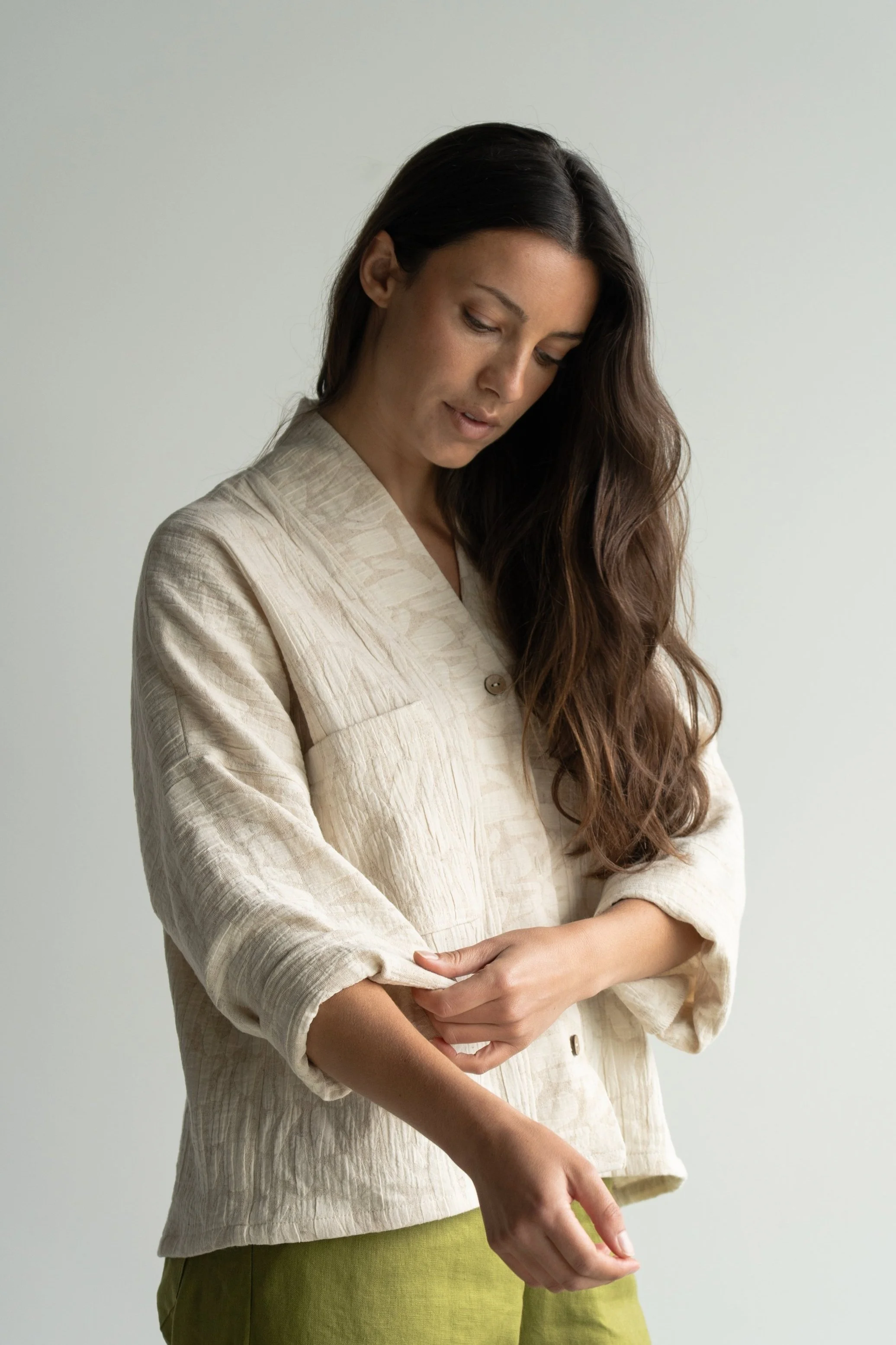 Robyn Women's Linen Button-Up Shirt | Made in Canada — Nomi Designs