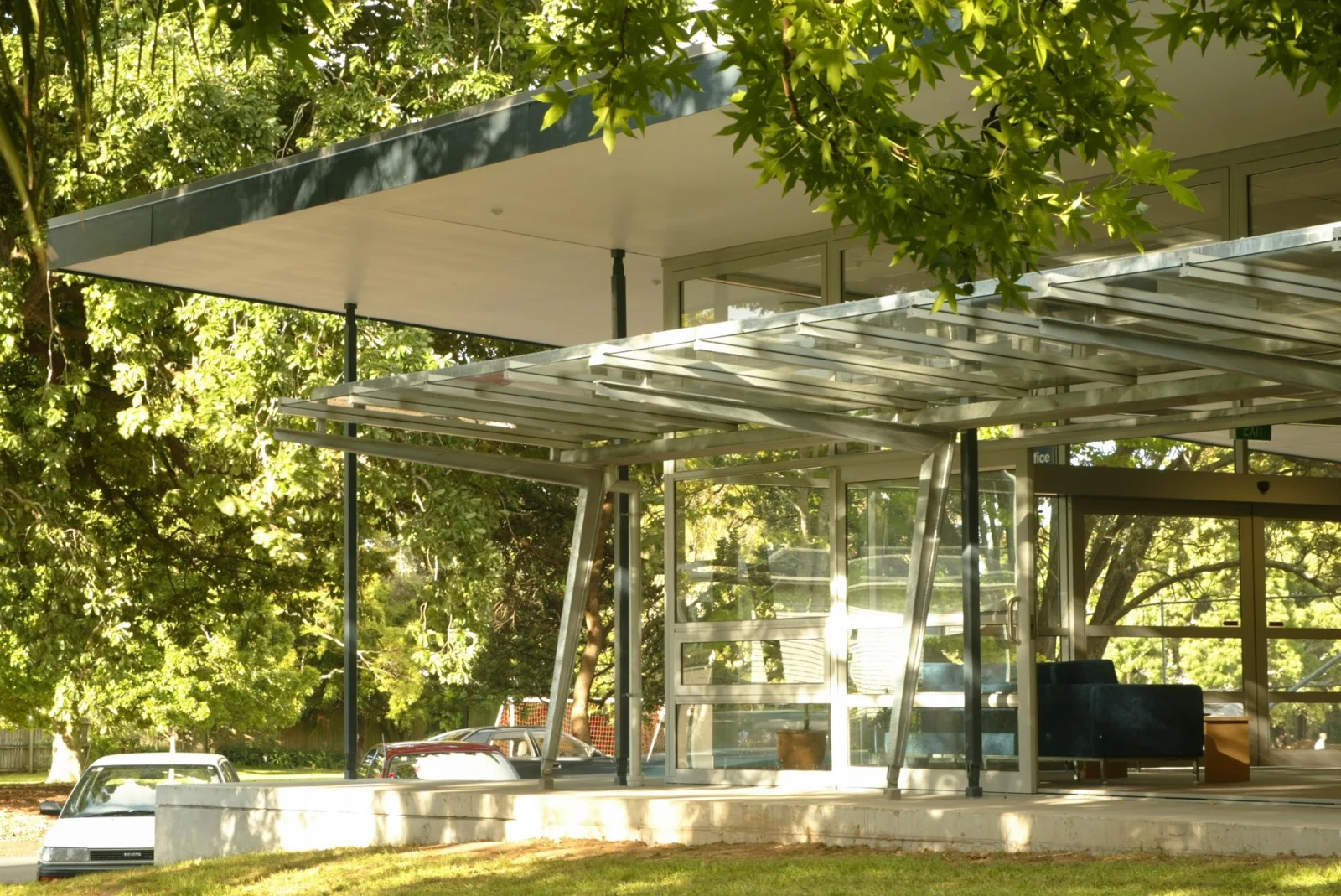 Epsom Girls Grammer School - Administration Building — DESIGNGROUP NEW ...