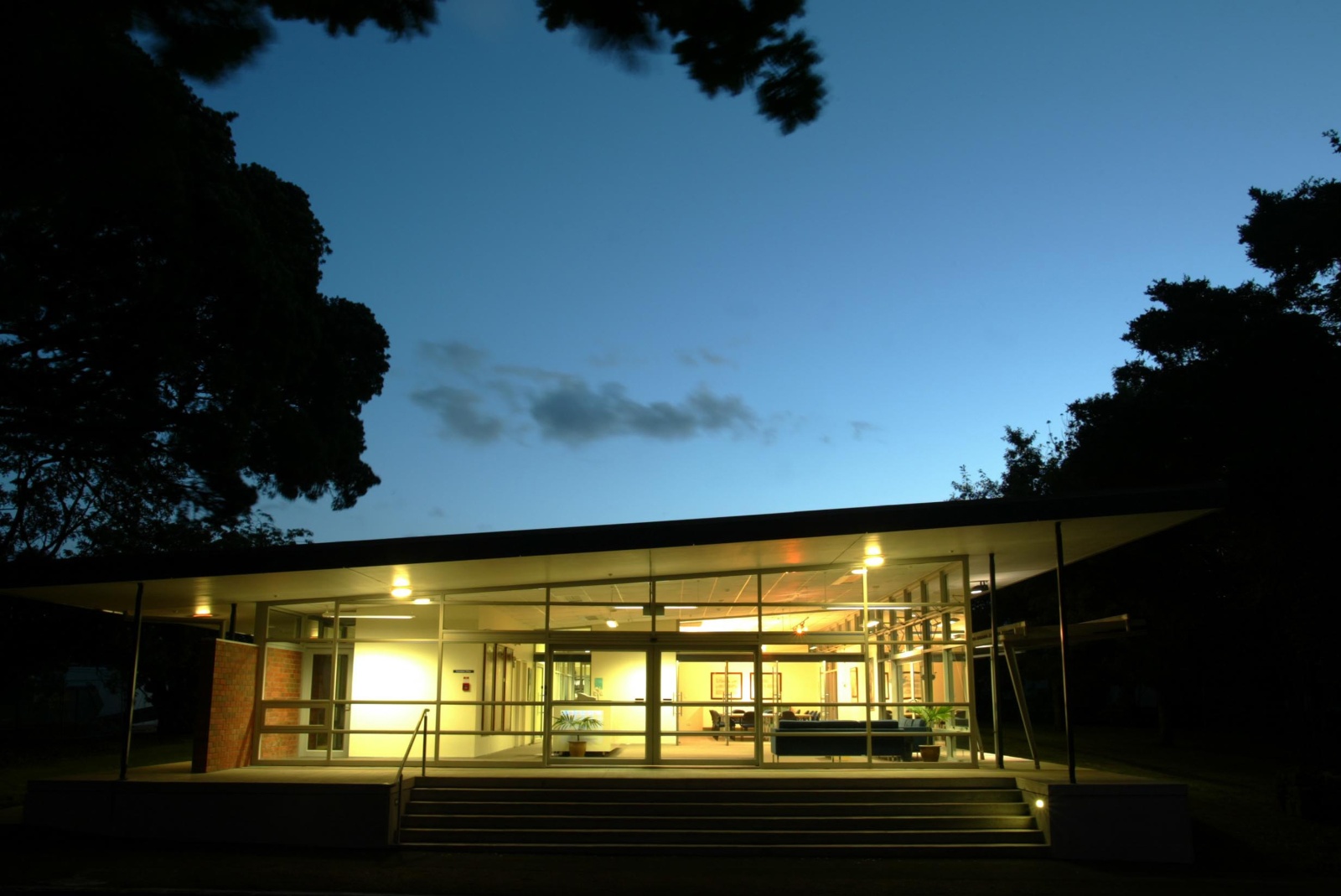 Epsom Girls Grammer School - Administration Building — DESIGNGROUP NEW ...