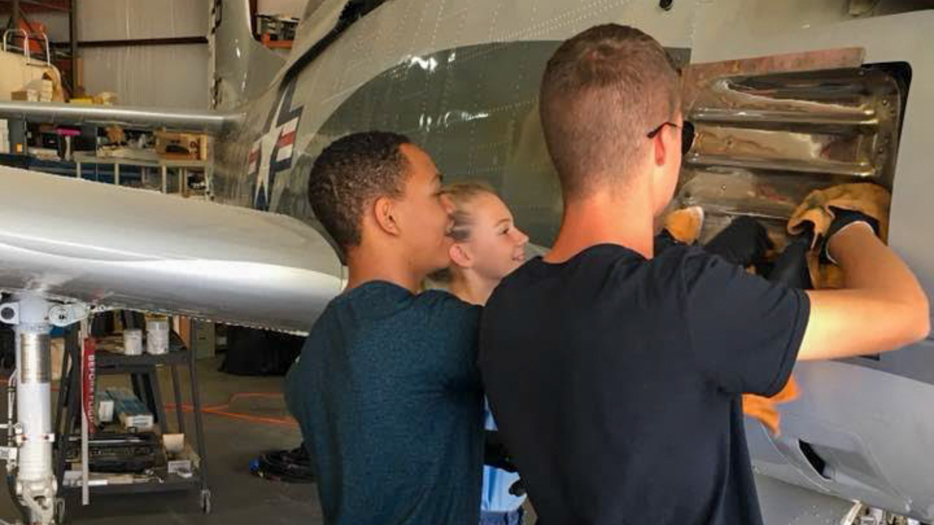 Aviation Mechanics — CAREER, COLLEGE, & COMMUNITY READY