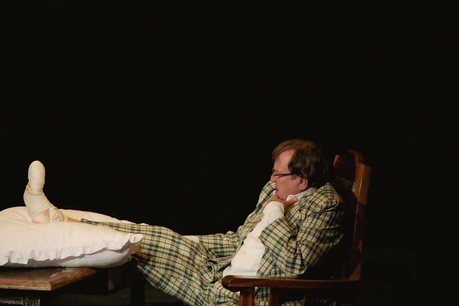 Russiese satire herhaal in 'n hedendaagse Suid-Afrika
