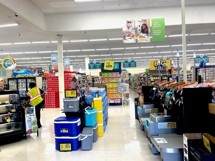 Safeway — Shopping Center