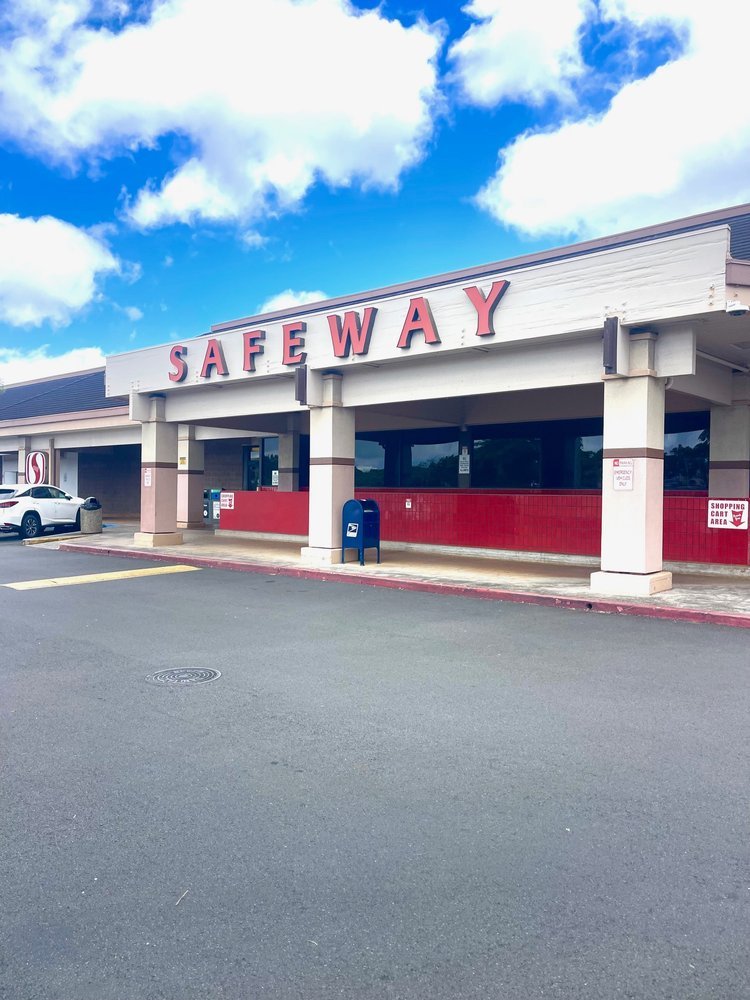 Safeway — Shopping Center