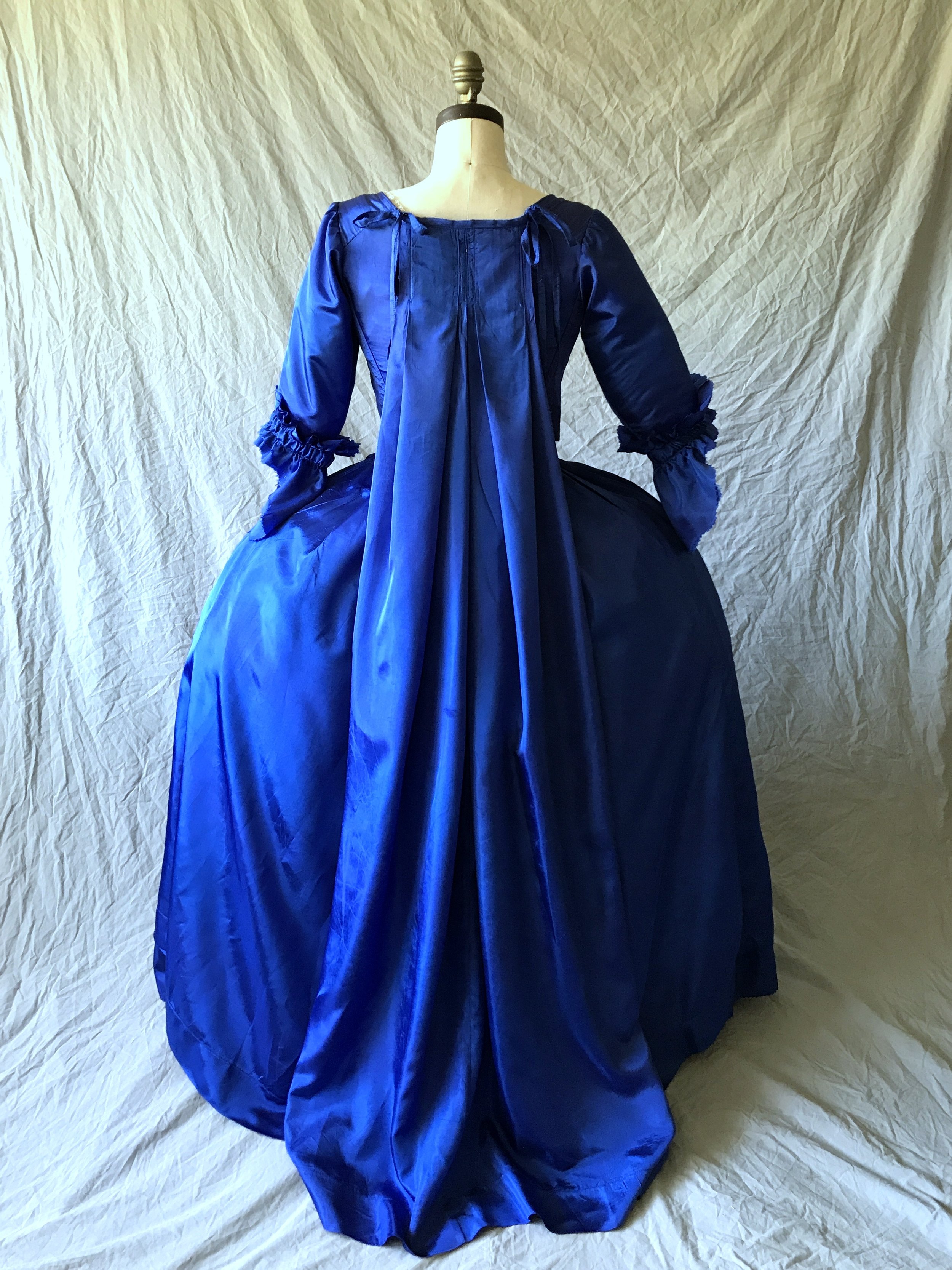 Period Silhouettes & Gowns — Period Corsets