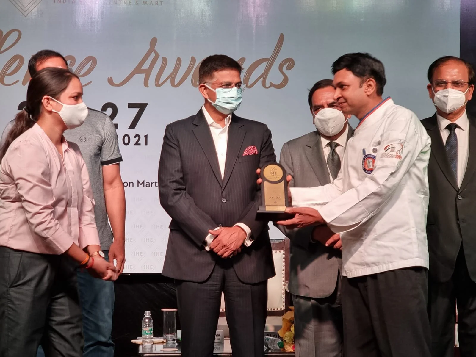 AWARDS | Chef Vivek Chauhan wins pastry chef of the year award, 2021 ...