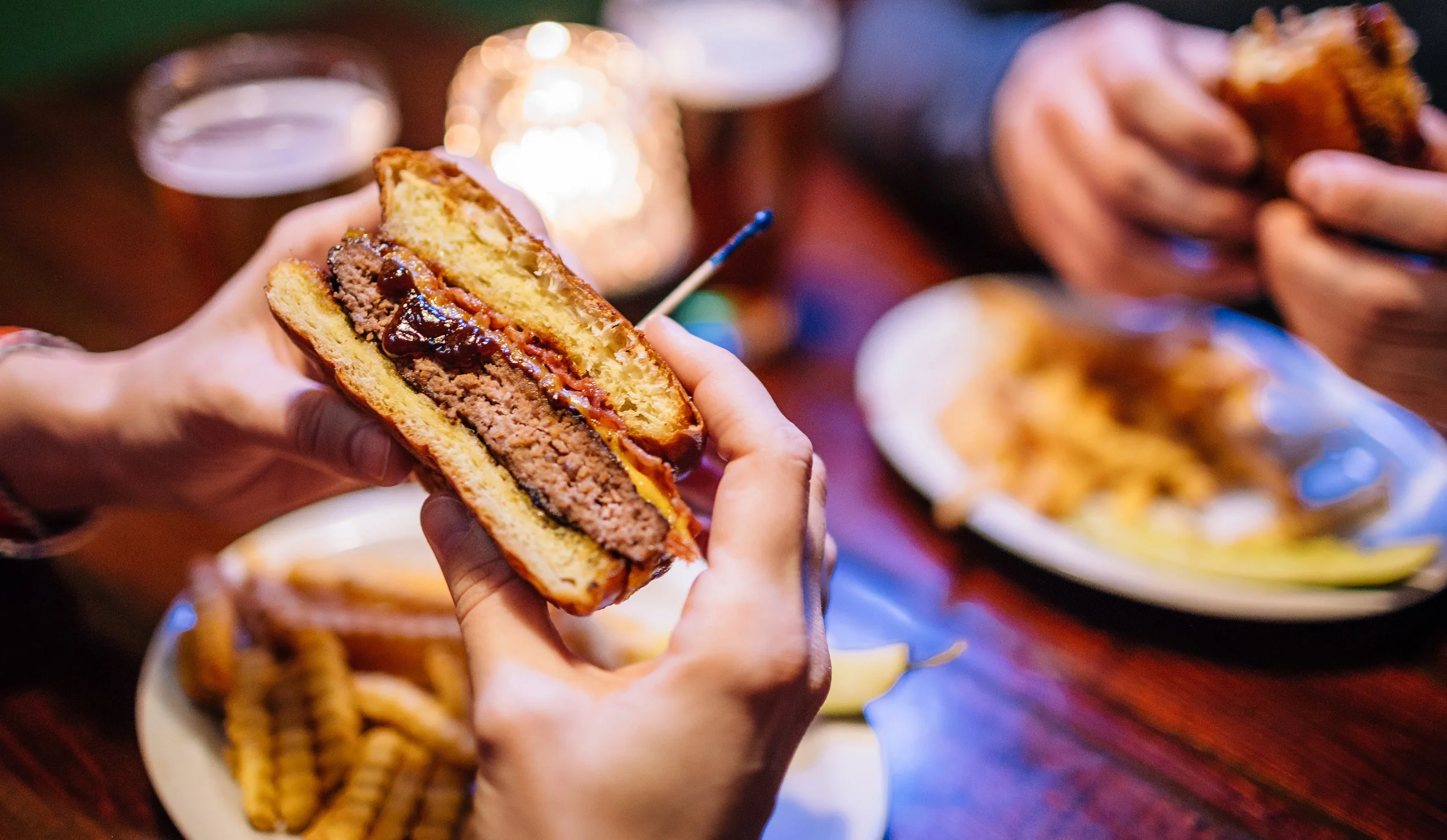 Williams Uptown Pub & Peanut Bar