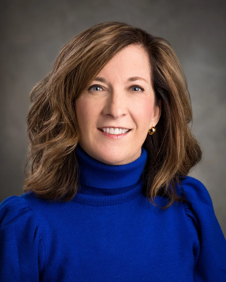 Julie Cook — Stella H. Oaks Foundation