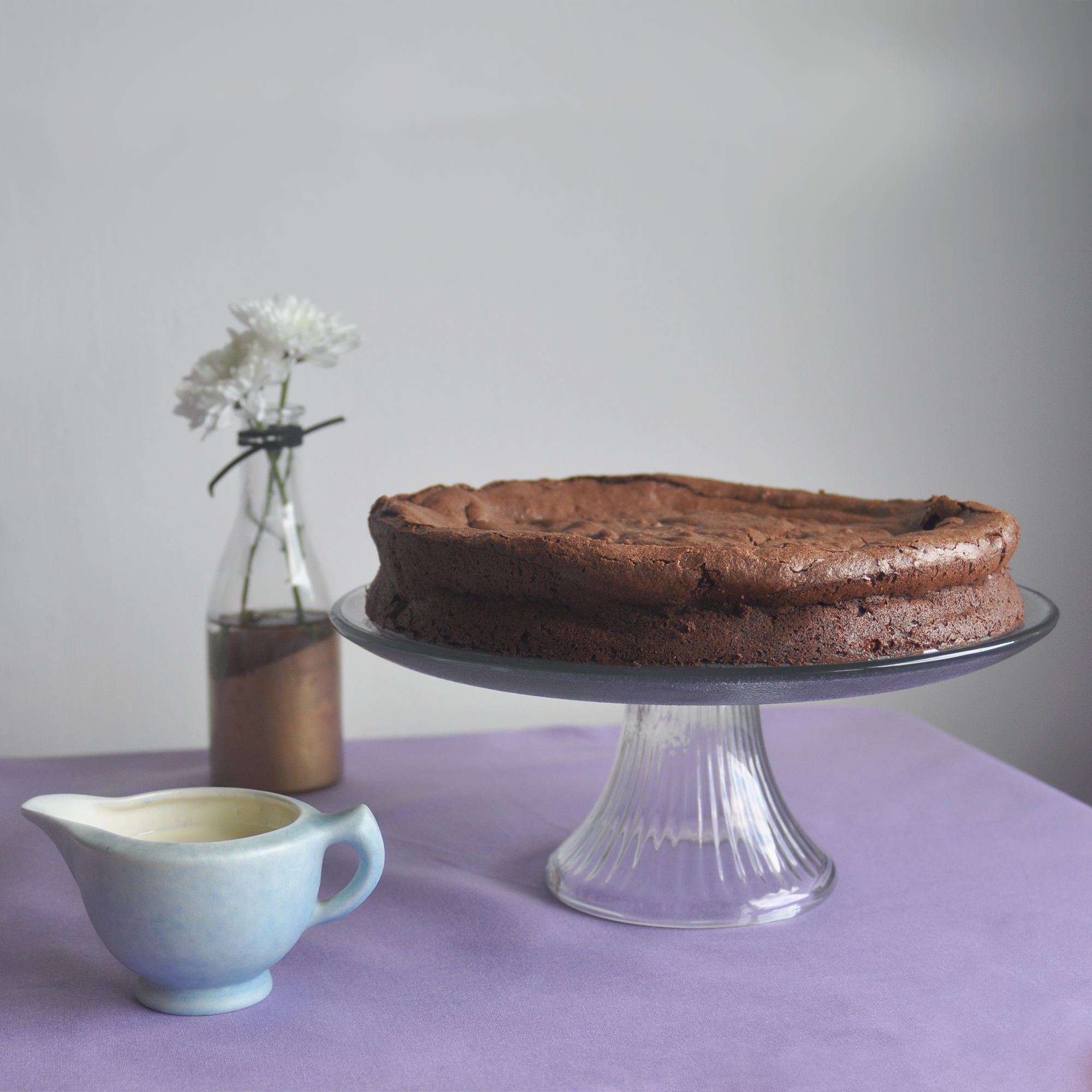 Chocolate Fudge Drip Cake Recipe — Icing Insight