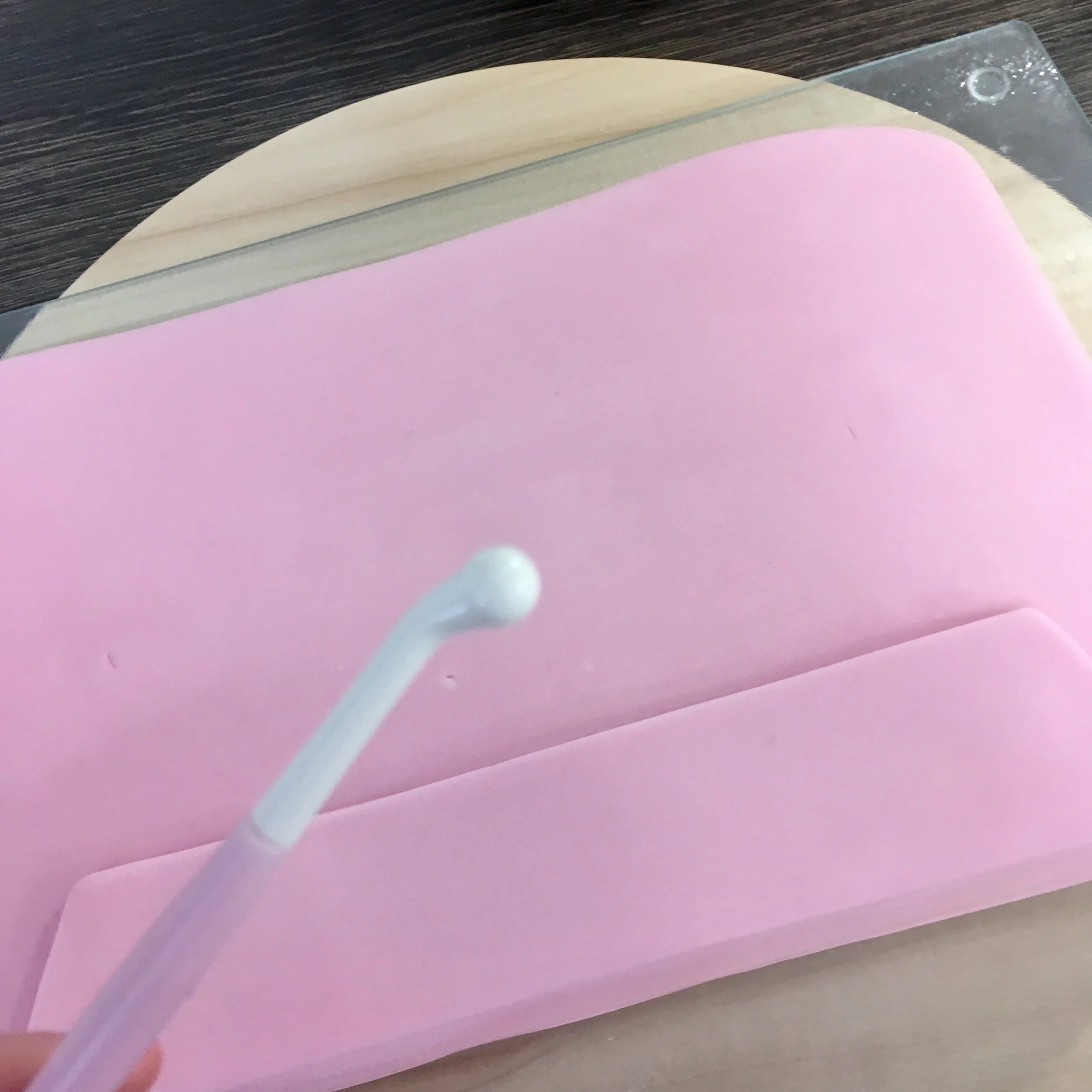 Retro AF Cassette Tape Cake (a MixCake if you will) — Icing Insight