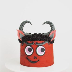 Delicious Devil Cake Tutorial For Halloween — Icing Insight
