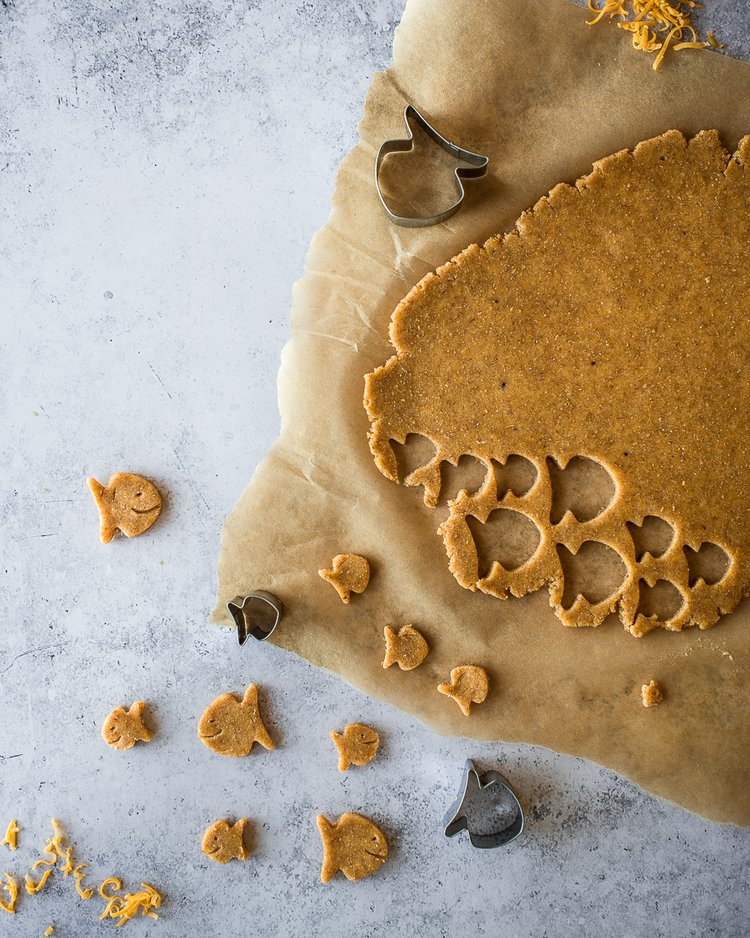 Family Fish Crackers — Mushrooms & Thyme