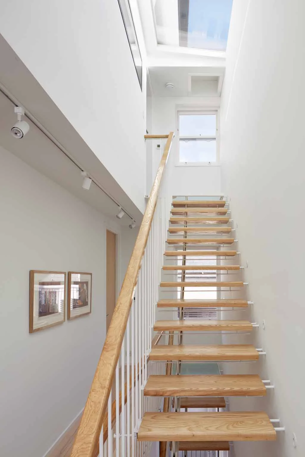 Feature Staircase — Cox Architects