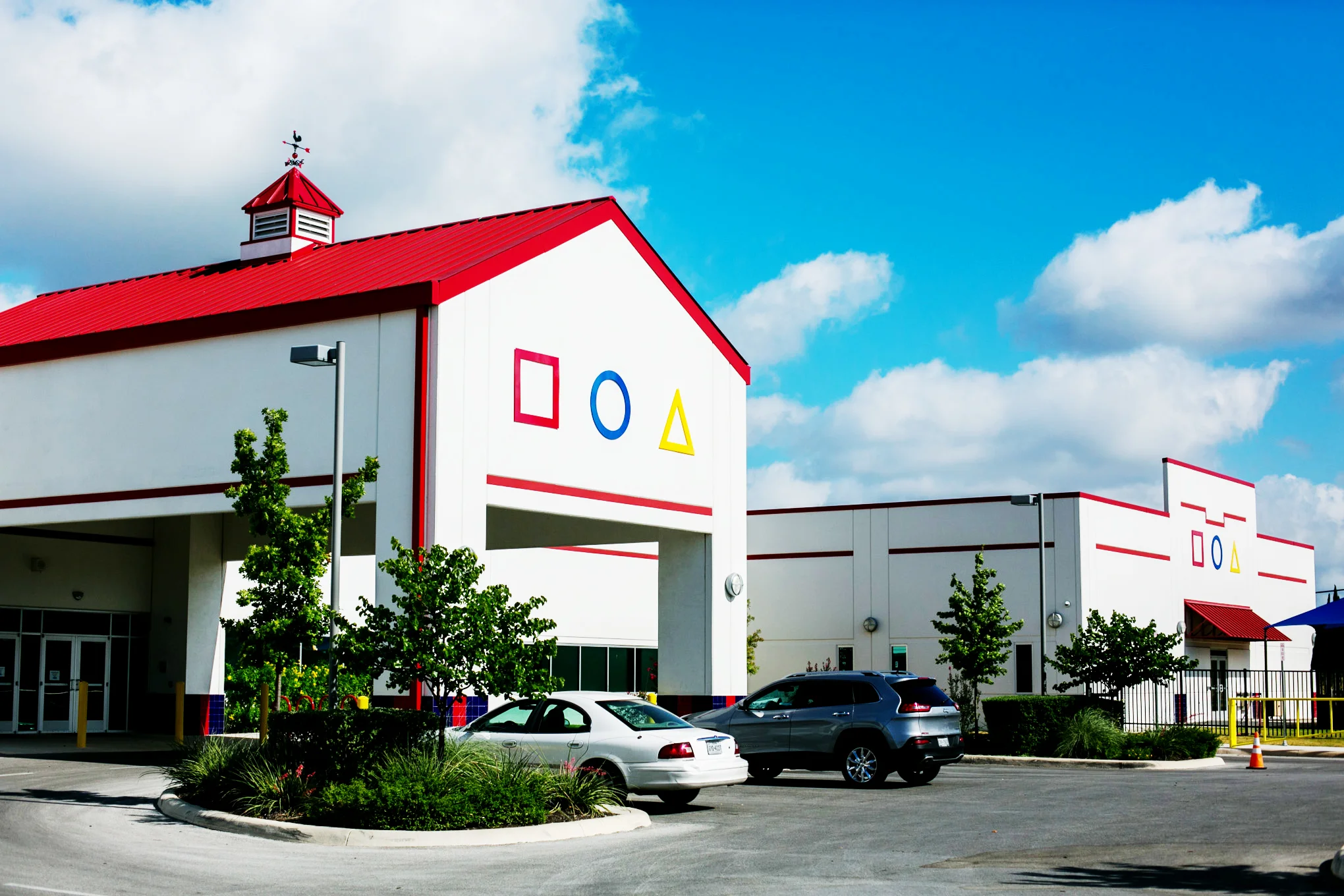 INSTITUTIONAL Villa Park