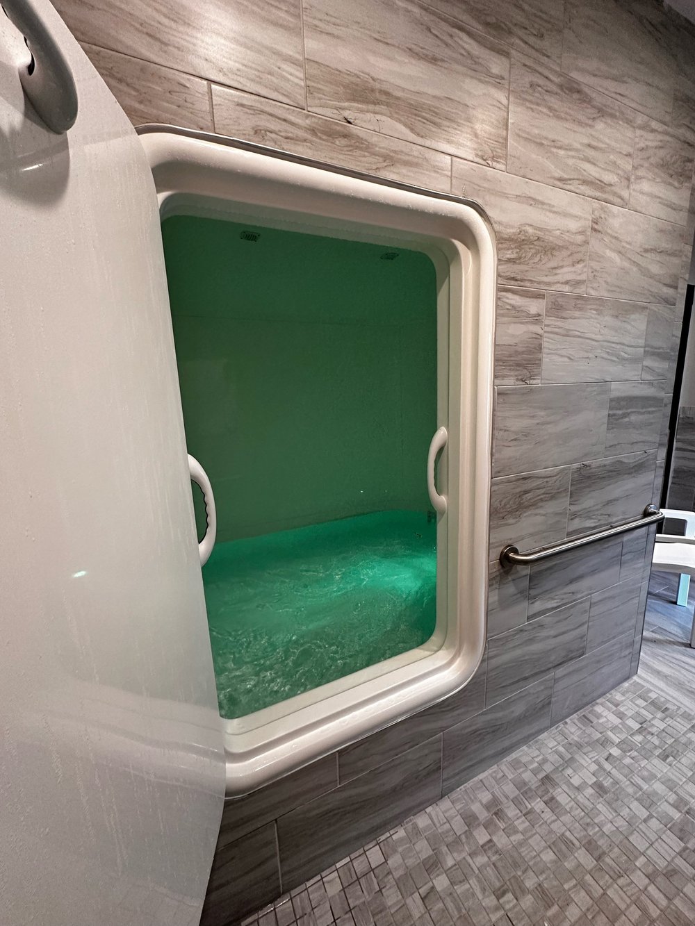 The largest float rooms in the Middle Tennessee area will give you the ...