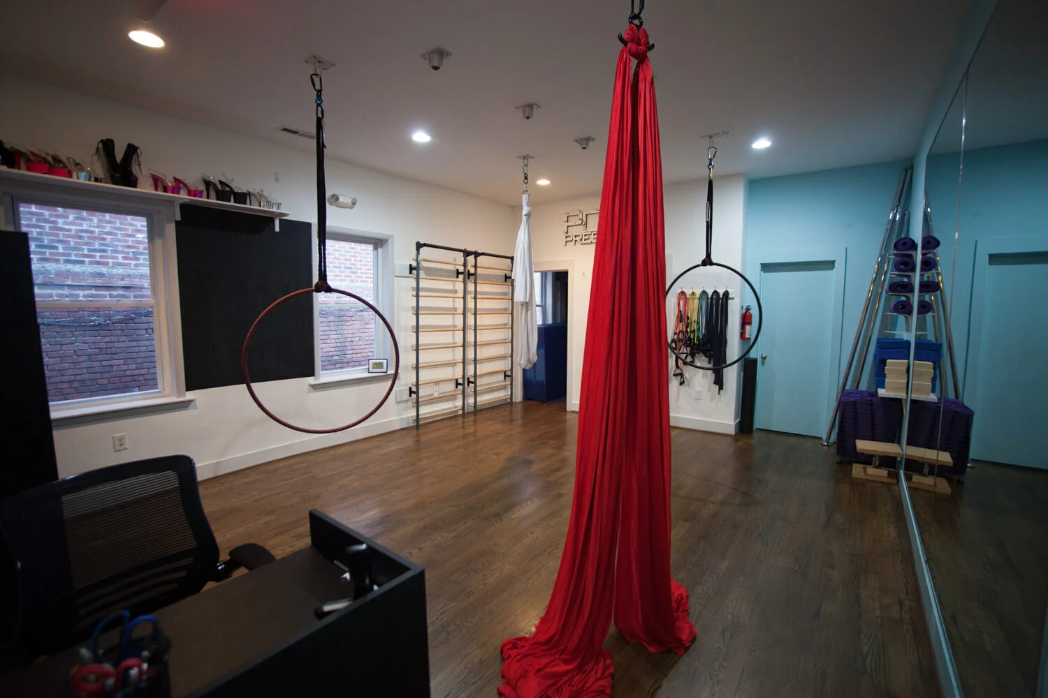 Pole Dancing Parties Washington DC | Pole Pressure