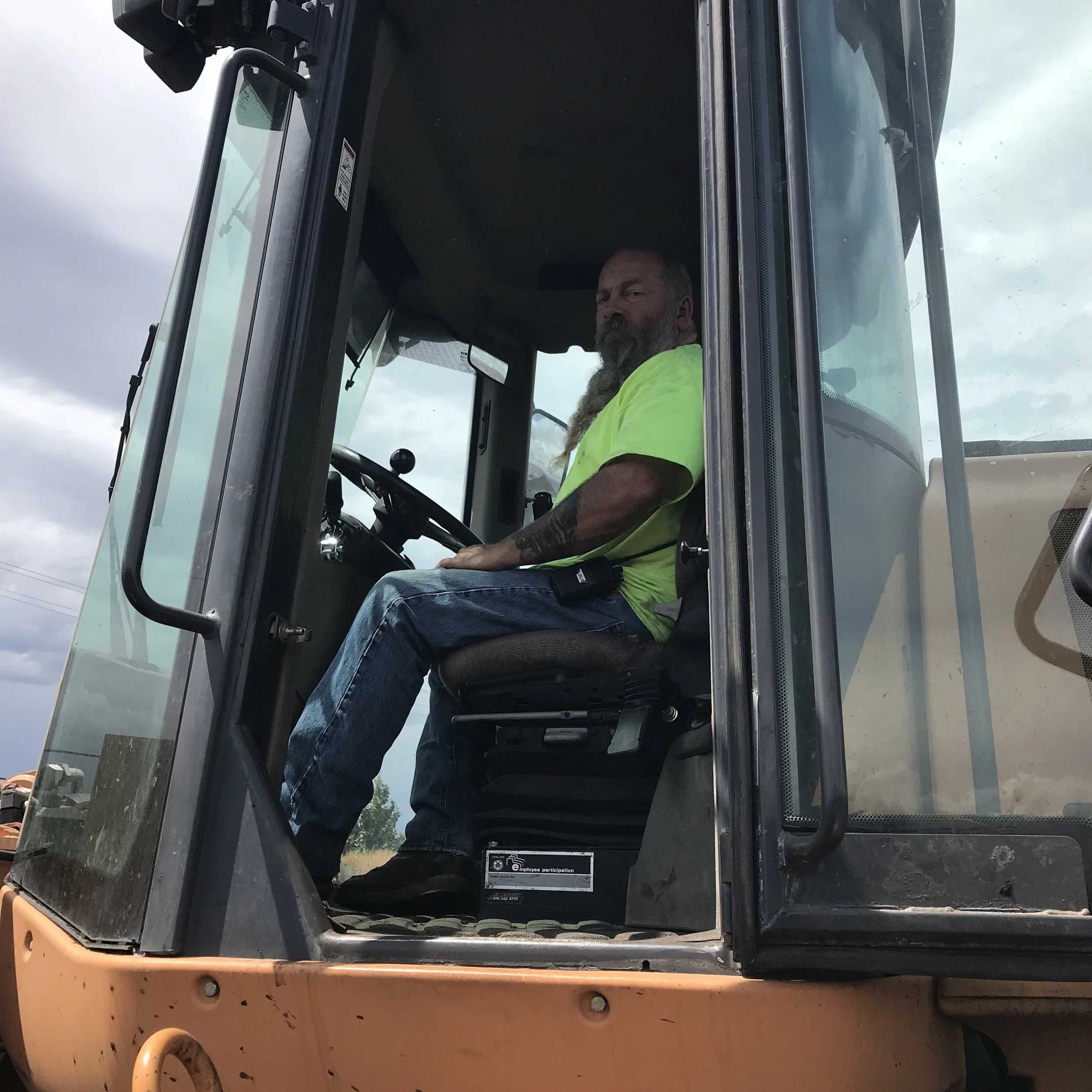 OUR TEAM — Dirt Hugger