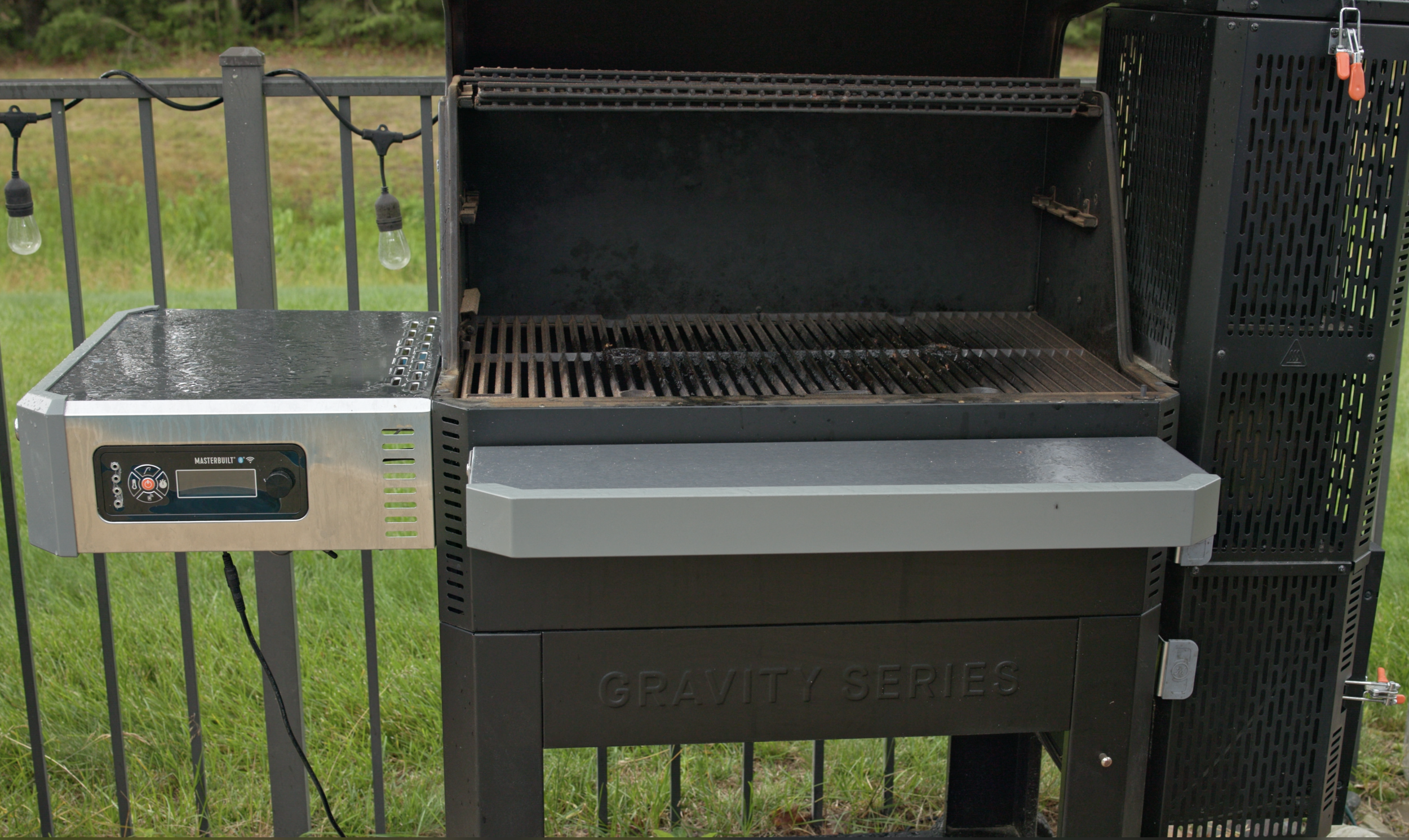 Ultimate Grilling Experience: Masterbuilt 1050 Digital Charcoal Grill ...