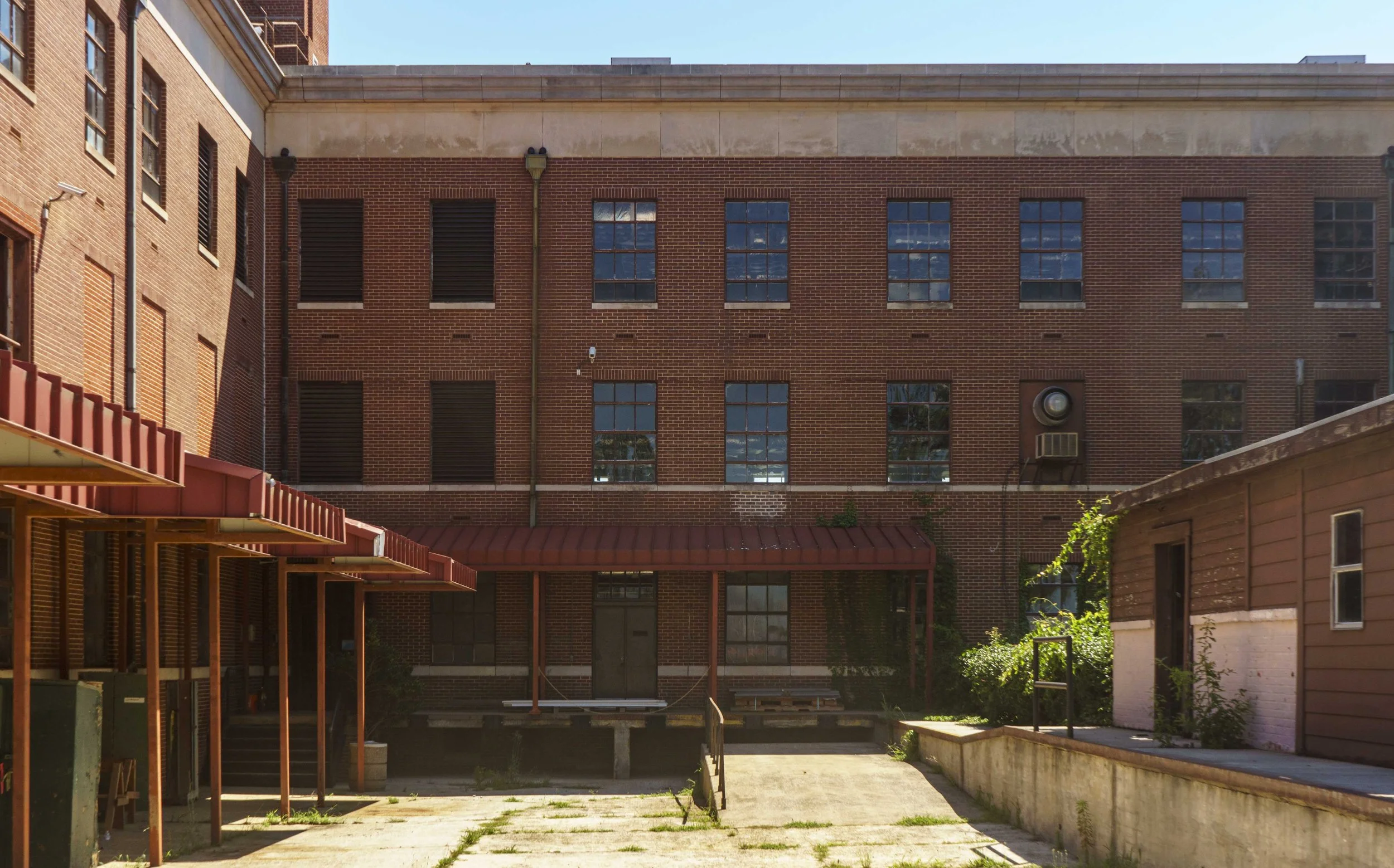 For Sale/Lease — Gene Kansas