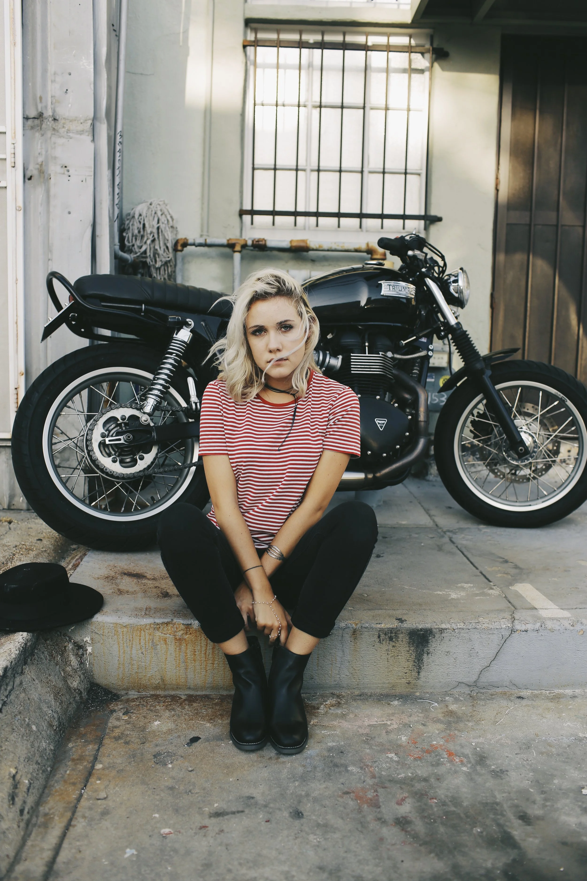 PHOTO — MINDCASTLE