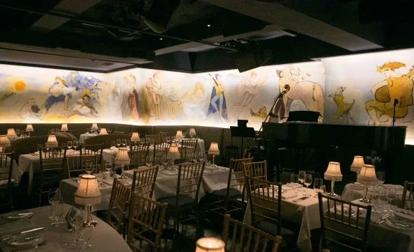 CAFÉ CARLYLE | John Lloyd Young