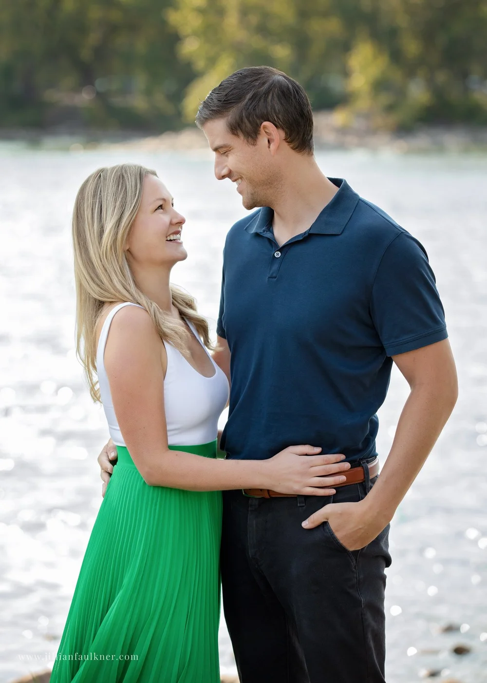 What to Wear to a Fall Family Photo Shoot