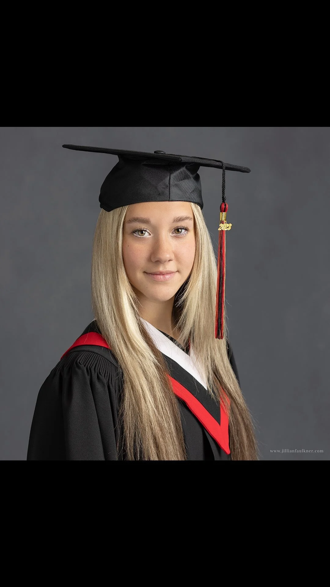 Calgary Grad Photos | What to Expect Photo Session Guide