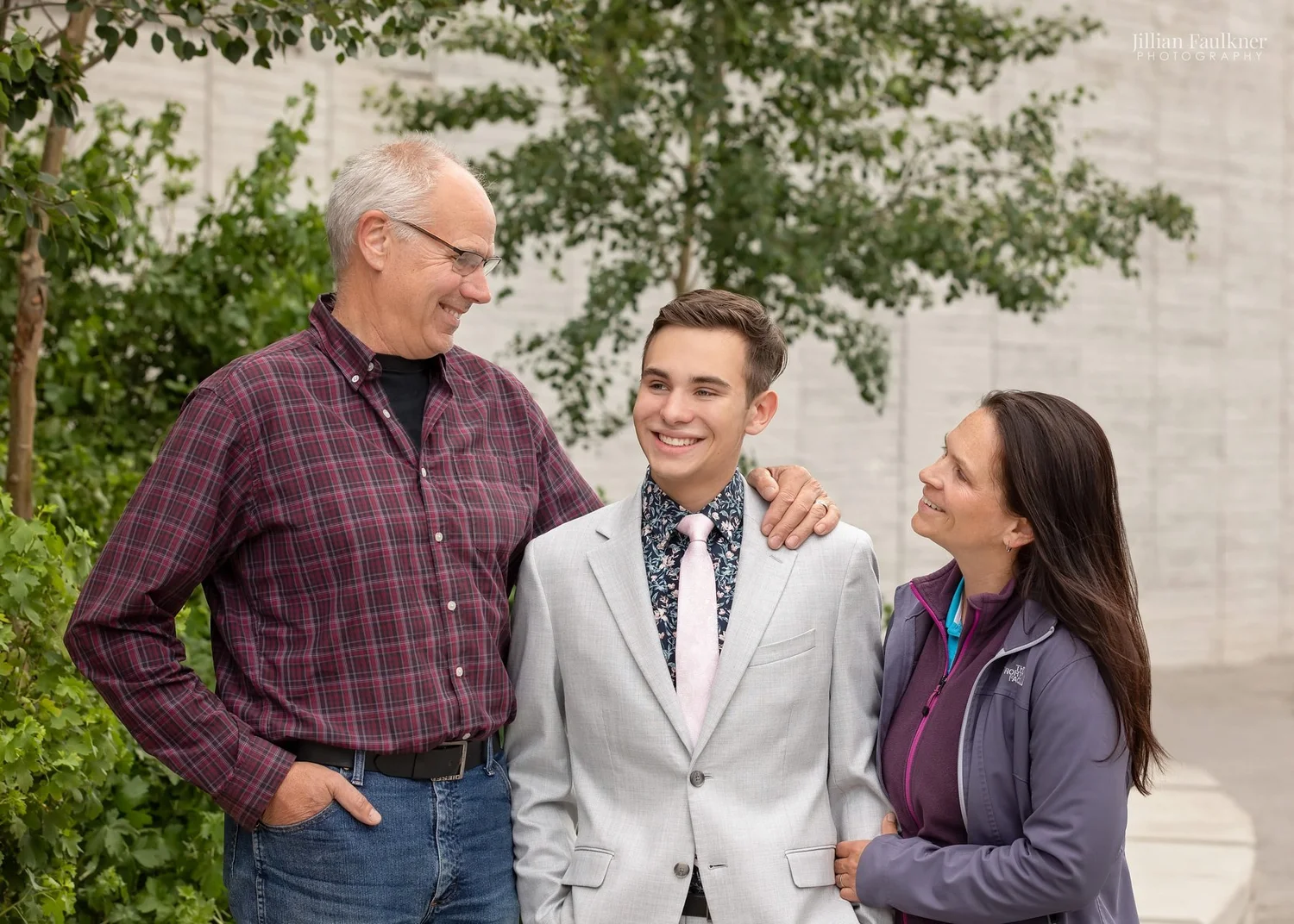 5 Reasons Why a Calgary Grad Photo Shoot is a Must-Have Experience